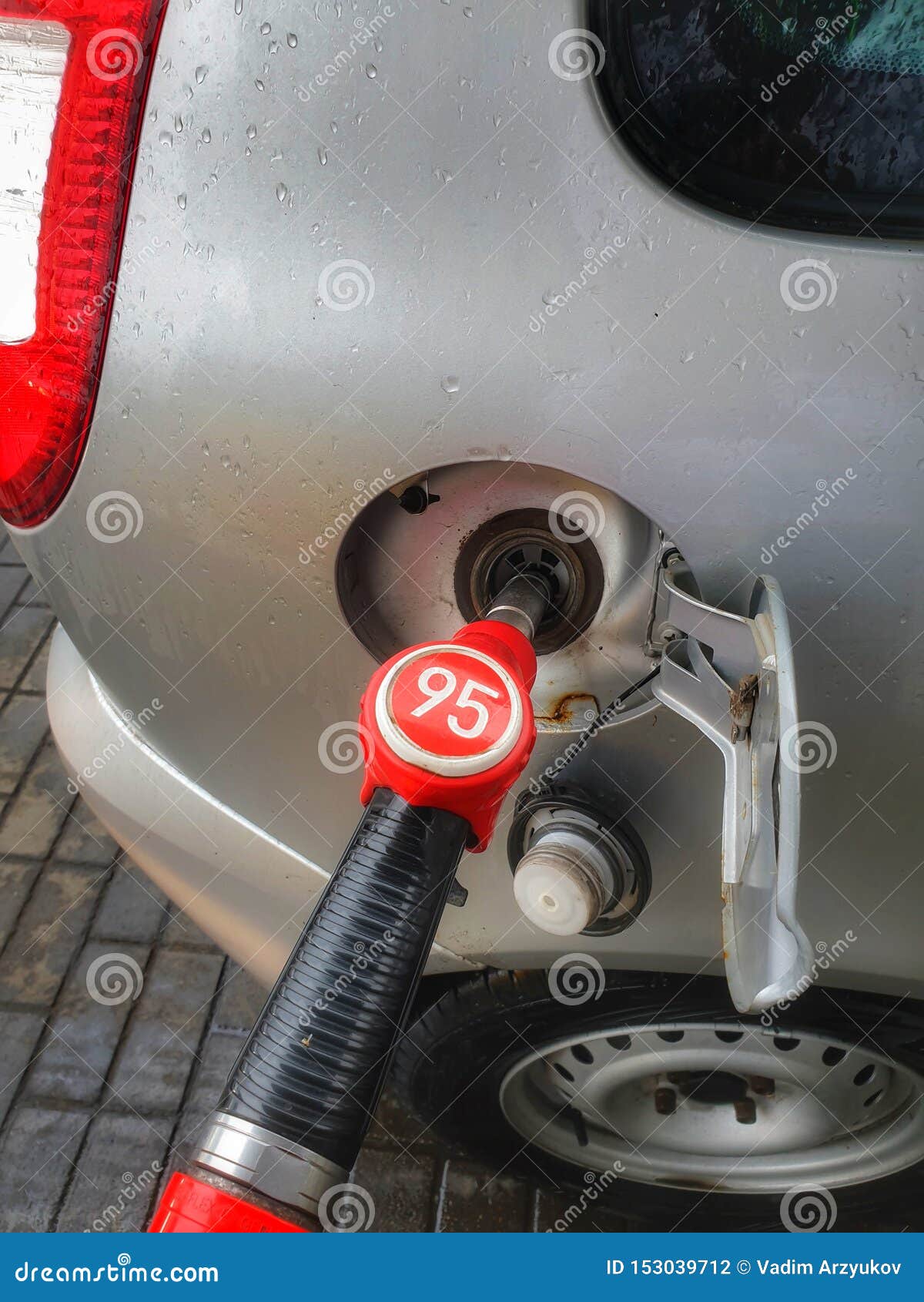 Refueling Car Stock Photos - Download 7,402 Royalty Free Photos