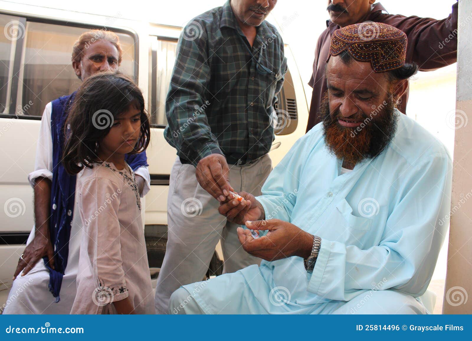 Refugee Child in Pakistan editorial photo. Image of camps - 25814496