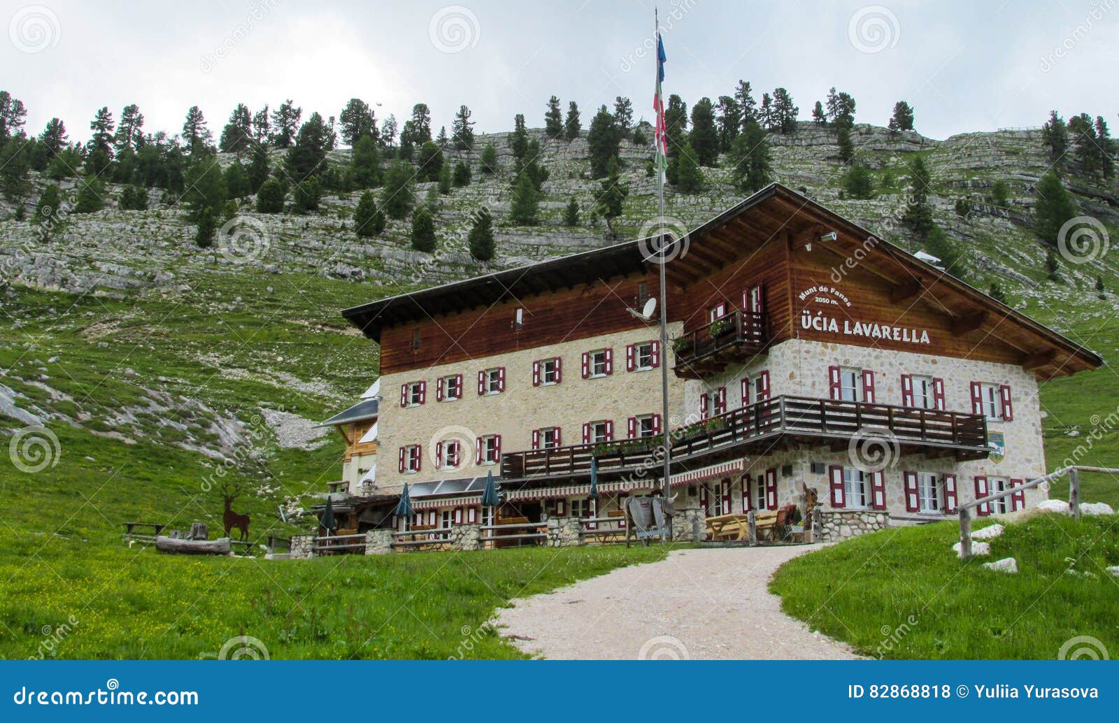 Refugio Hotel and Restaurant in the Alps Editorial Stock Photo - Image ...
