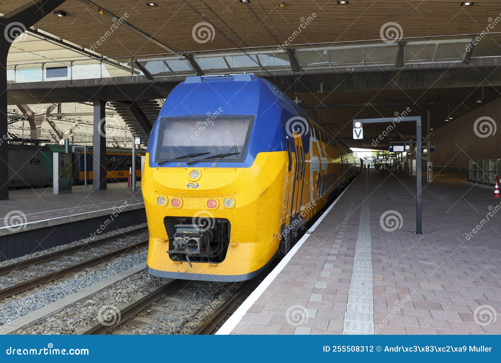 Refurbished VIRM Intercity Train Along Platform Rotterdam Central ...