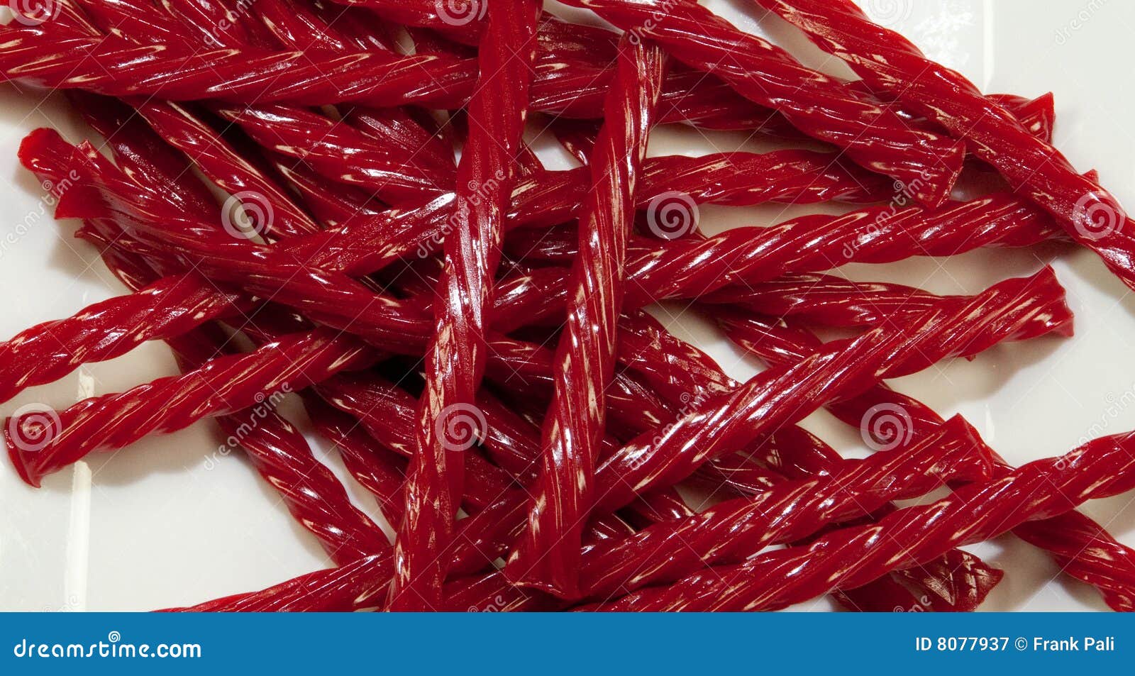 Regaliz rojo imagen de archivo. Imagen de festivo, decorativo - 8077937