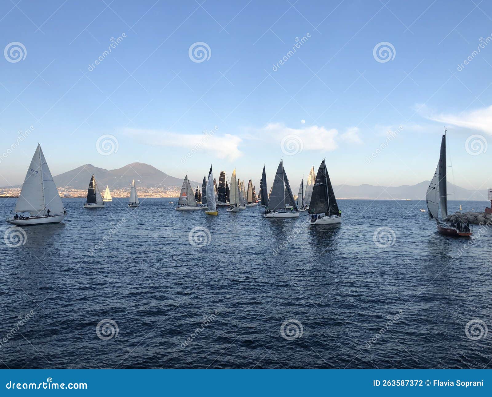 Regata nel Golfo di Napoli editorial photography. Image of velica ... Regata nel Golfo di Napoli editorial photography. Image of velica ...