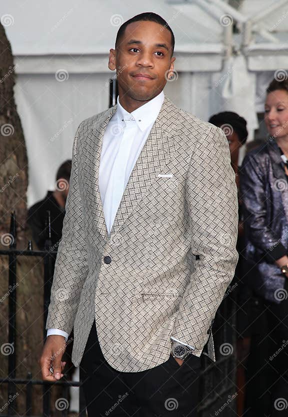 Reggie Yates editorial photography. Image of london, arriving - 25275717