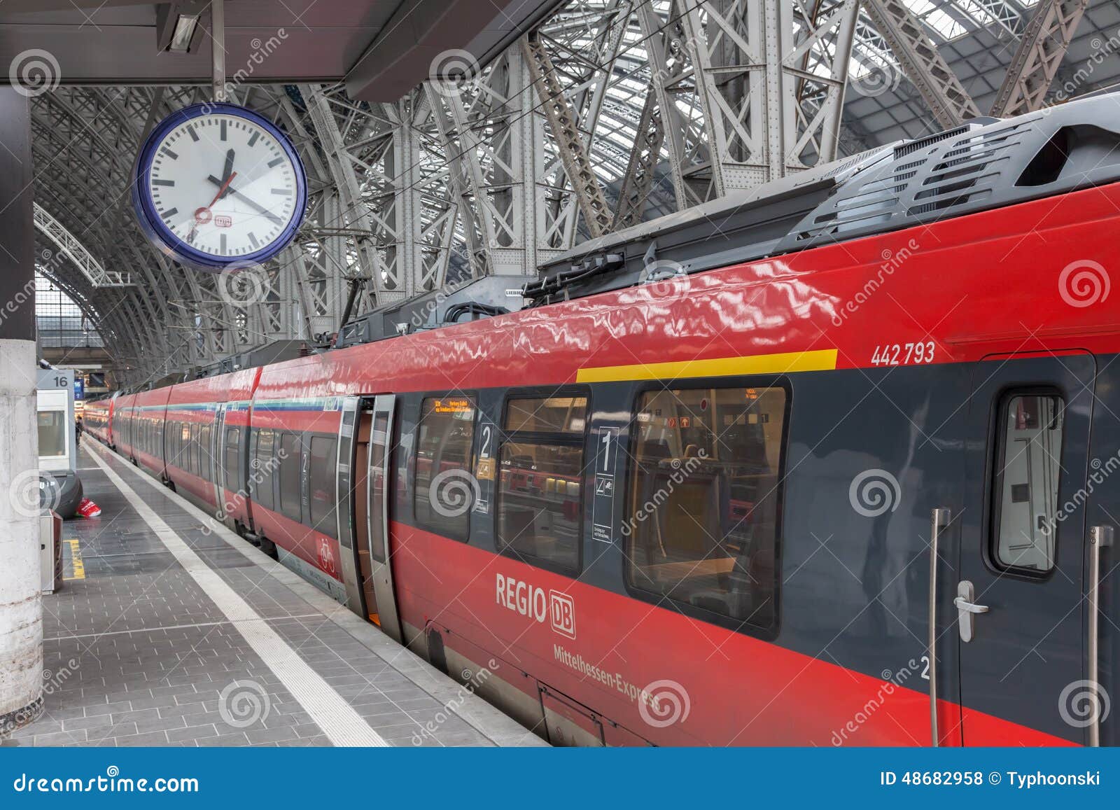 REGIO Train in Frankfurt Main Editorial Stock Photo - Image of ...
