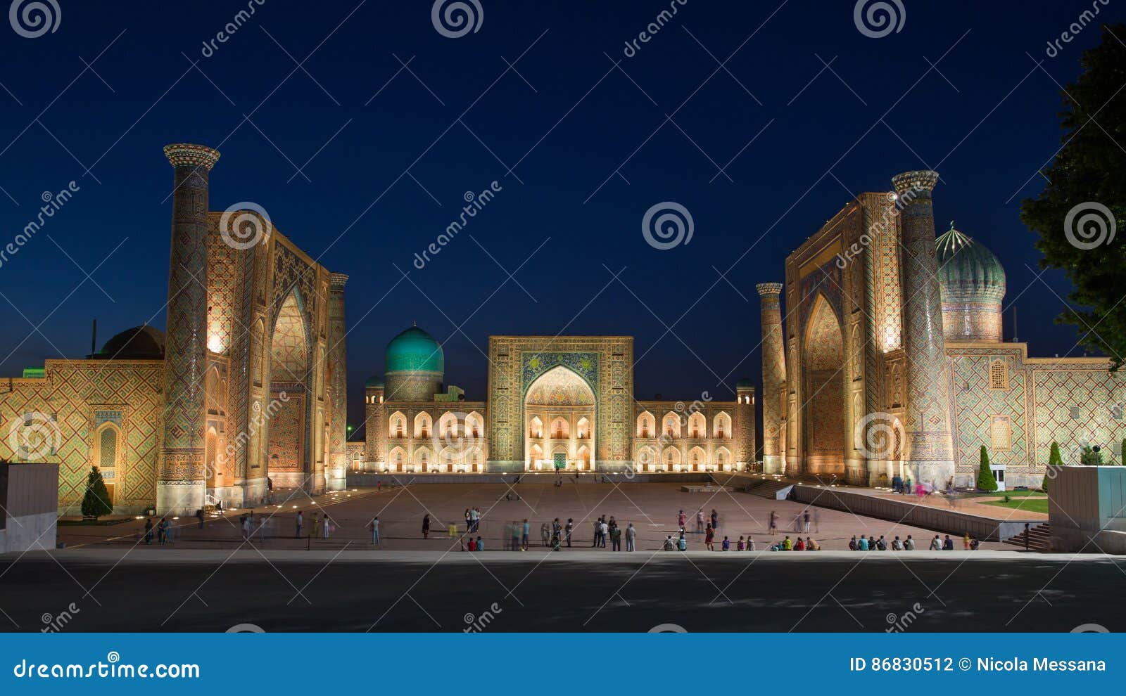 The Registan at Night in Samarkand, Uzbekistan Editorial Photography ...