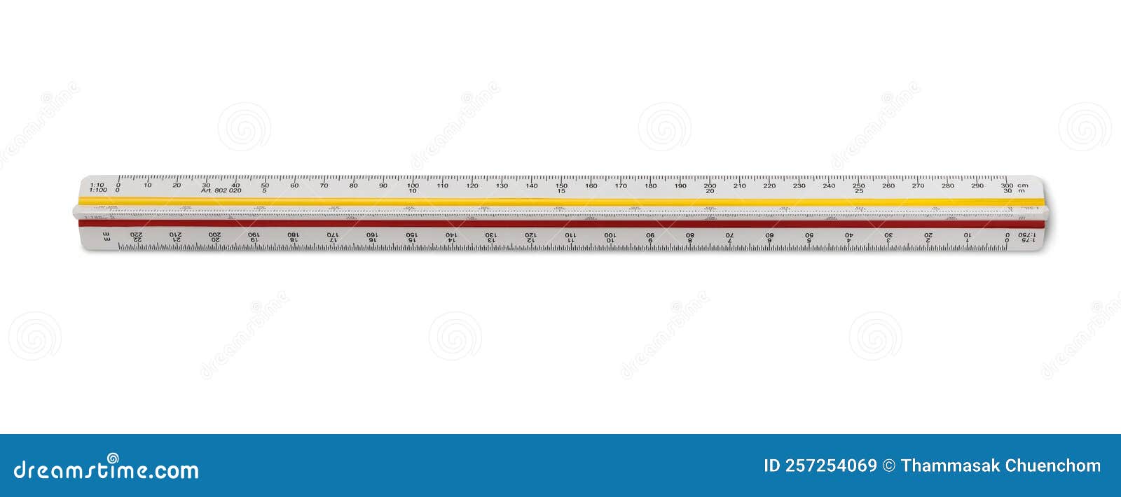 Regla De Escala Triangular En Blanco Imagen de archivo - Imagen de foto ...