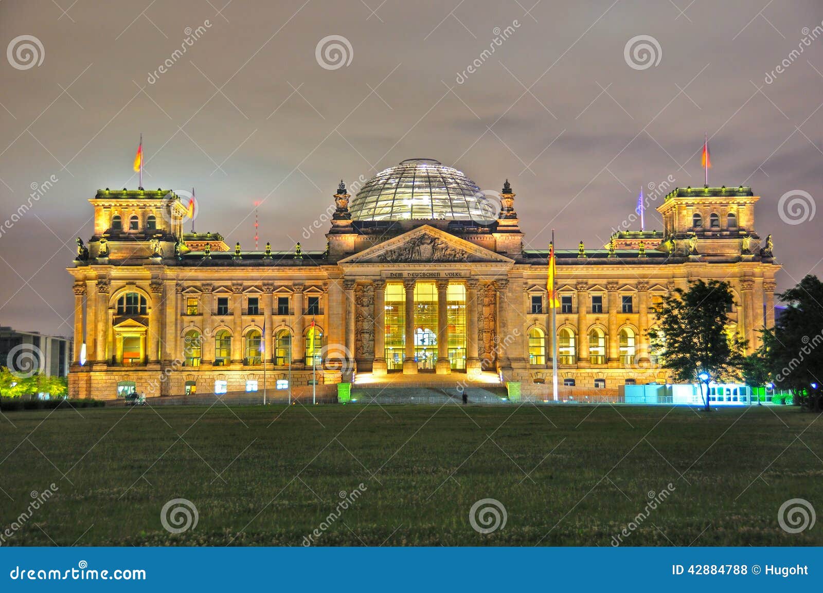 Reichstag Building Exterior - German Government Building Historic ...