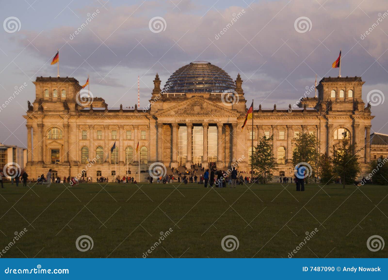 Reichstag Early in the Evening Stock Photo - Image of outdoor, house ...