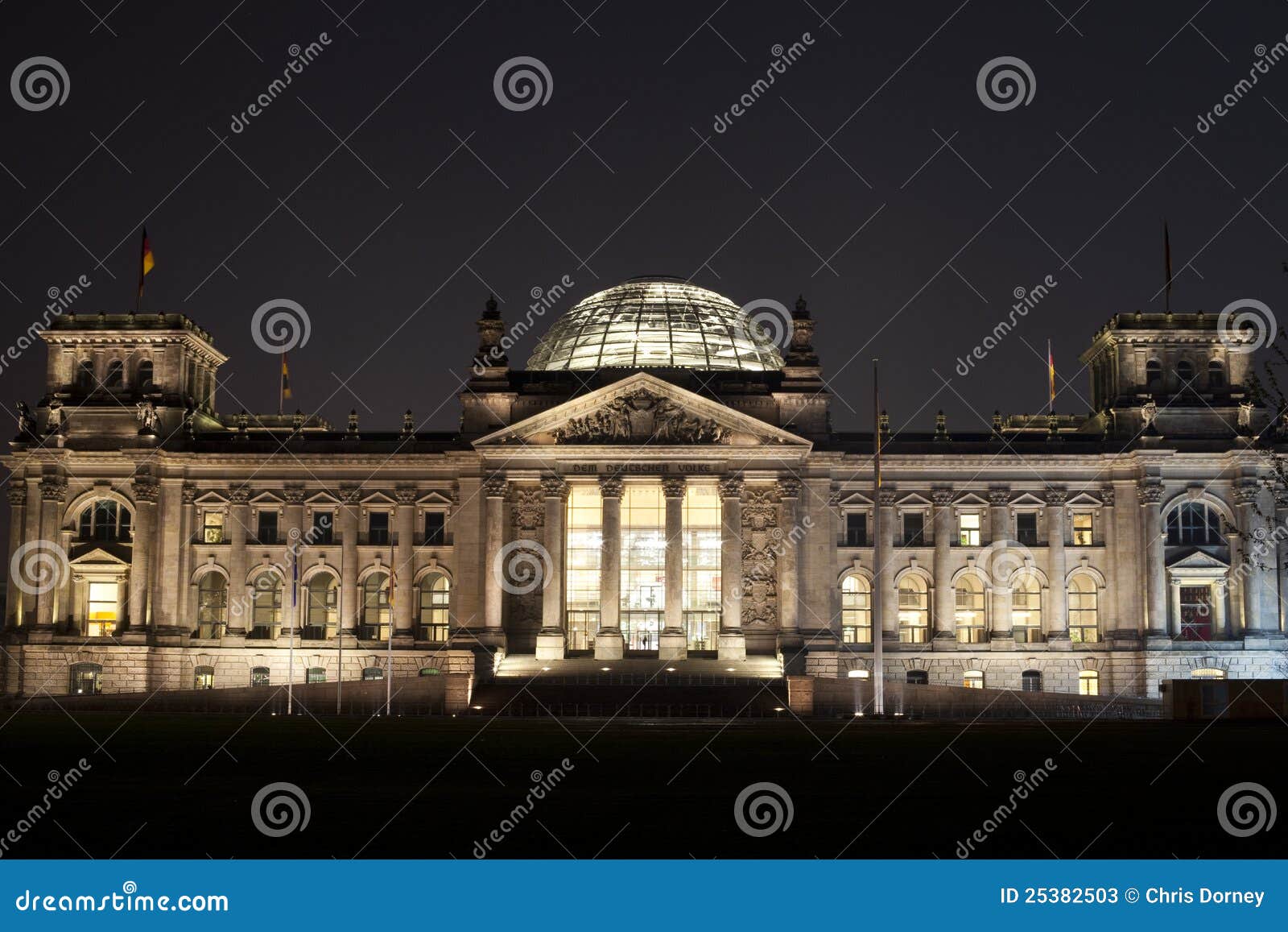 The Reichstag at Night in Berlin Stock Image - Image of deutschen ...