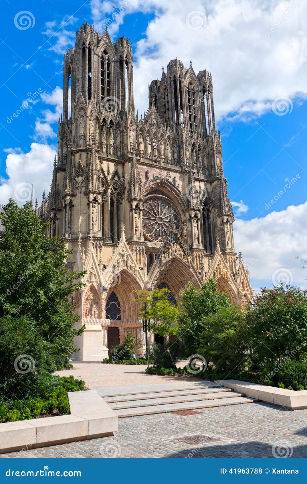 Reims, Francia foto de archivo. Imagen de viejo, antiguo - 41963788
