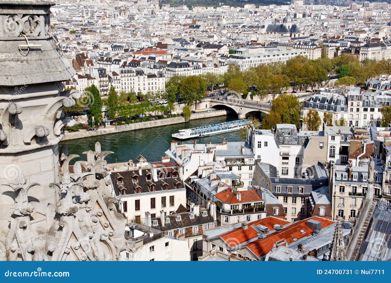 Reine River and Paris Old Town Stock Image - Image of capital, high ...