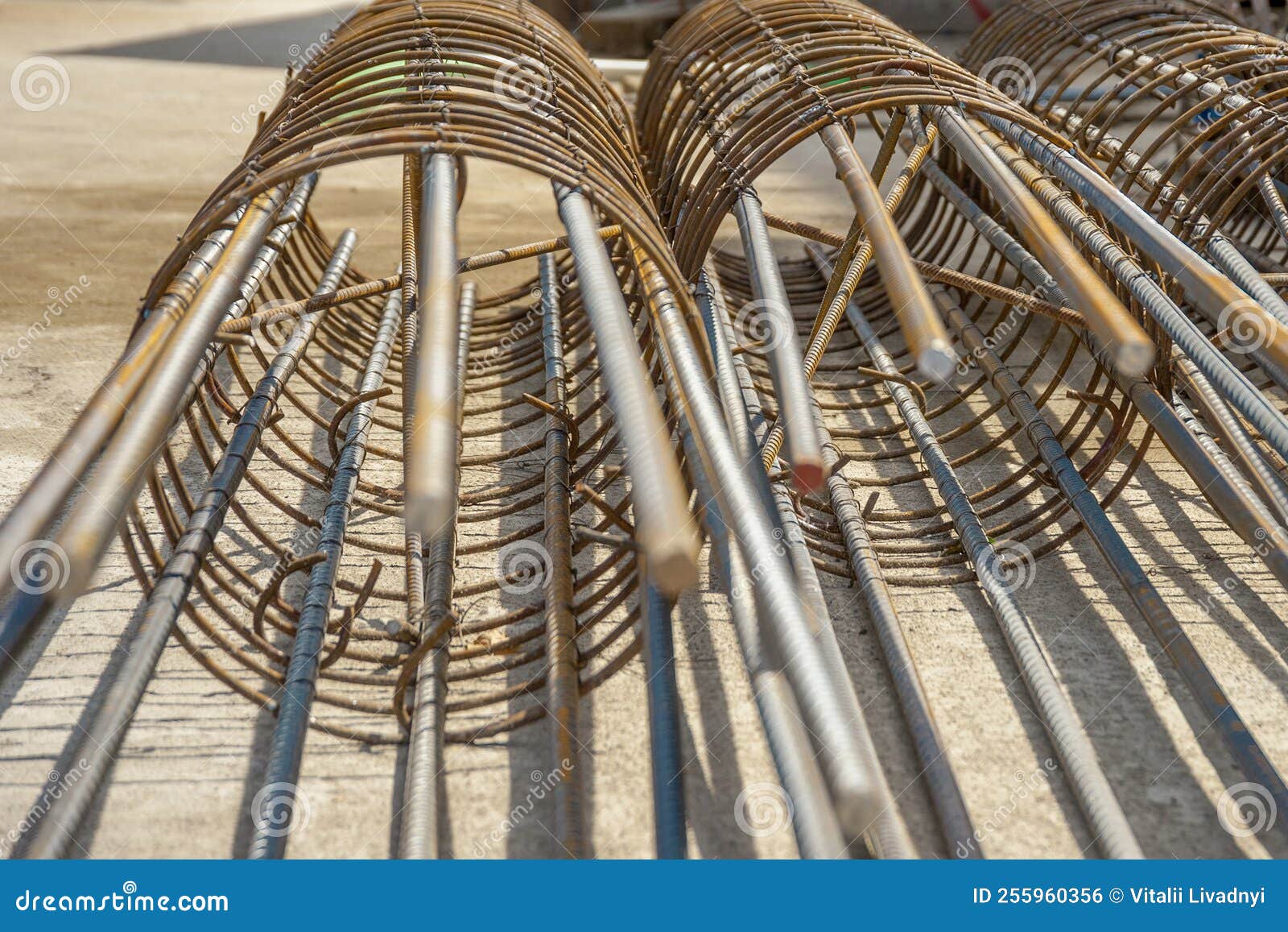 Reinforcing Cages of Round Columns Stock Photo - Image of reinforcement ...