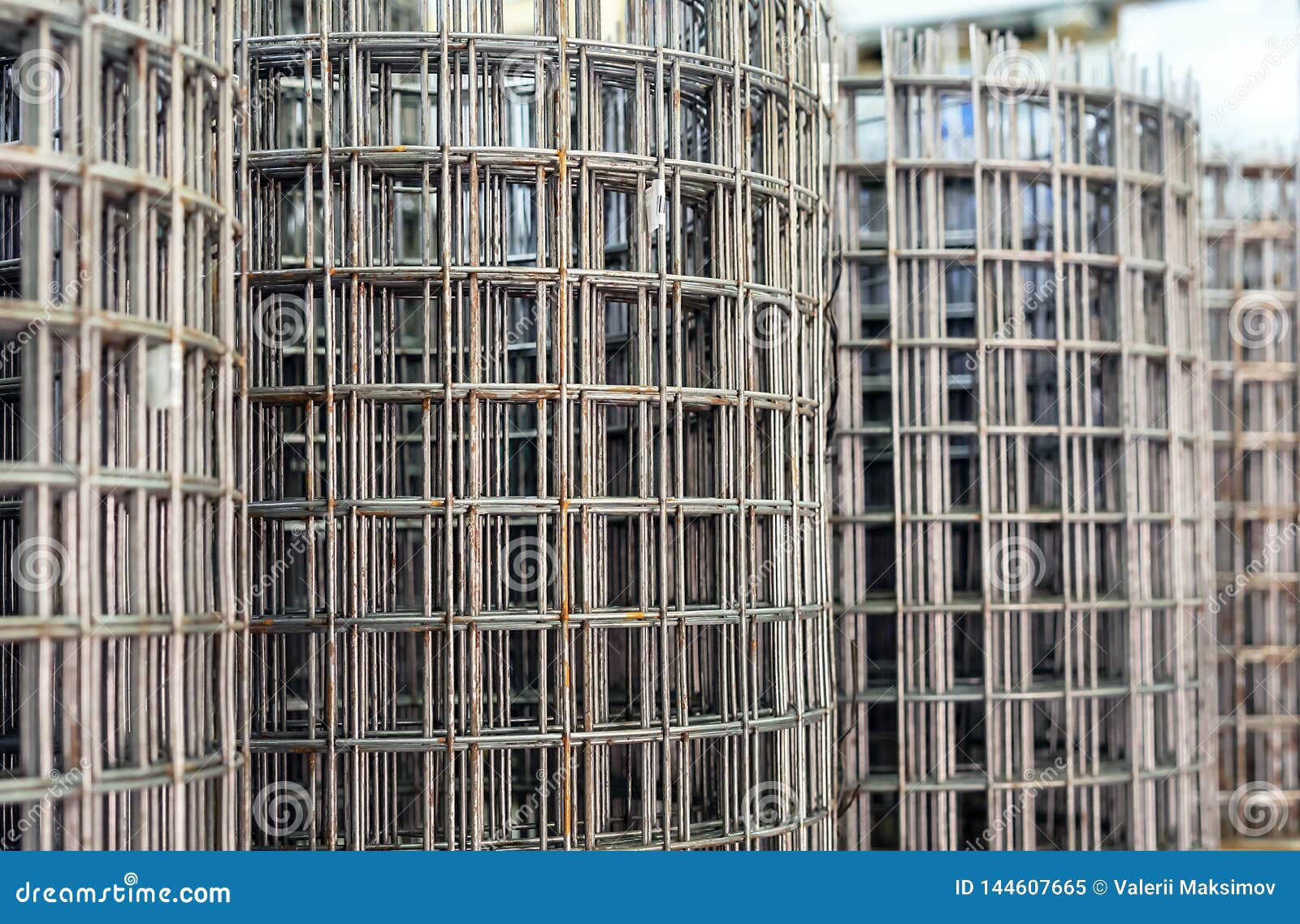 Reinforcing Mesh in Rolls To Strengthen the Concrete at the ...