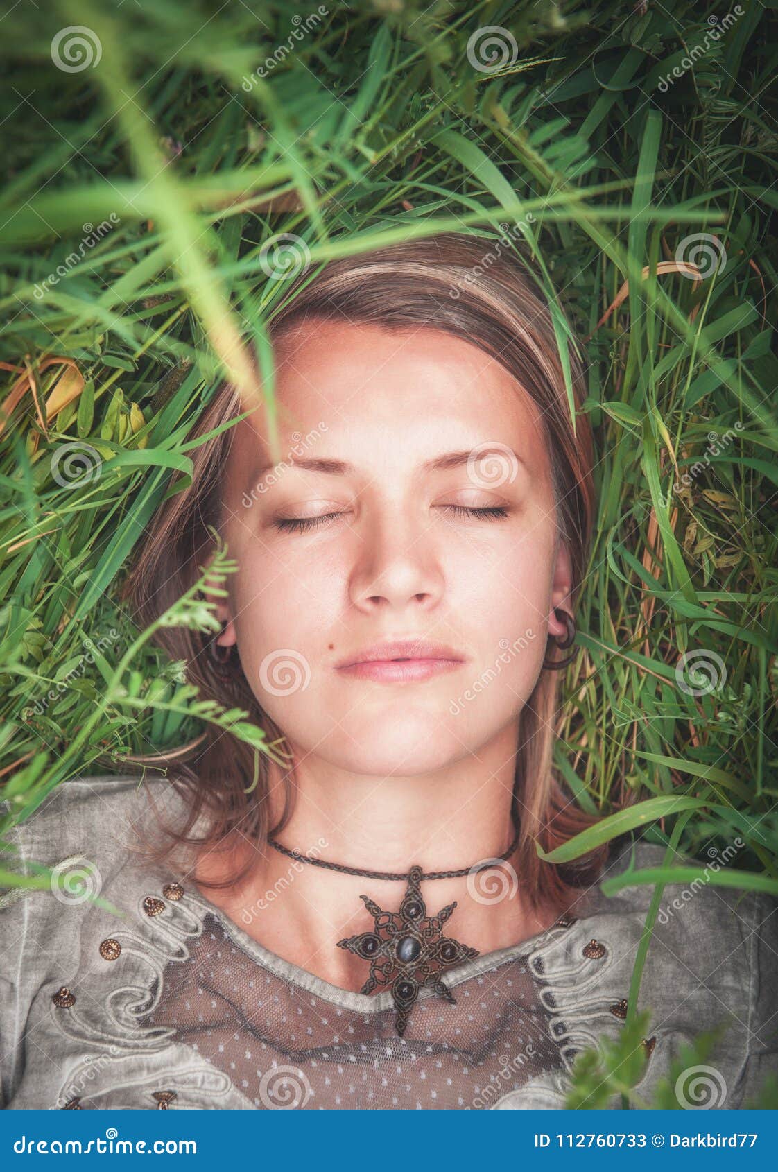 Relax Beautiful Woman Lying In The Grass Stock Image Image Of Outdoor