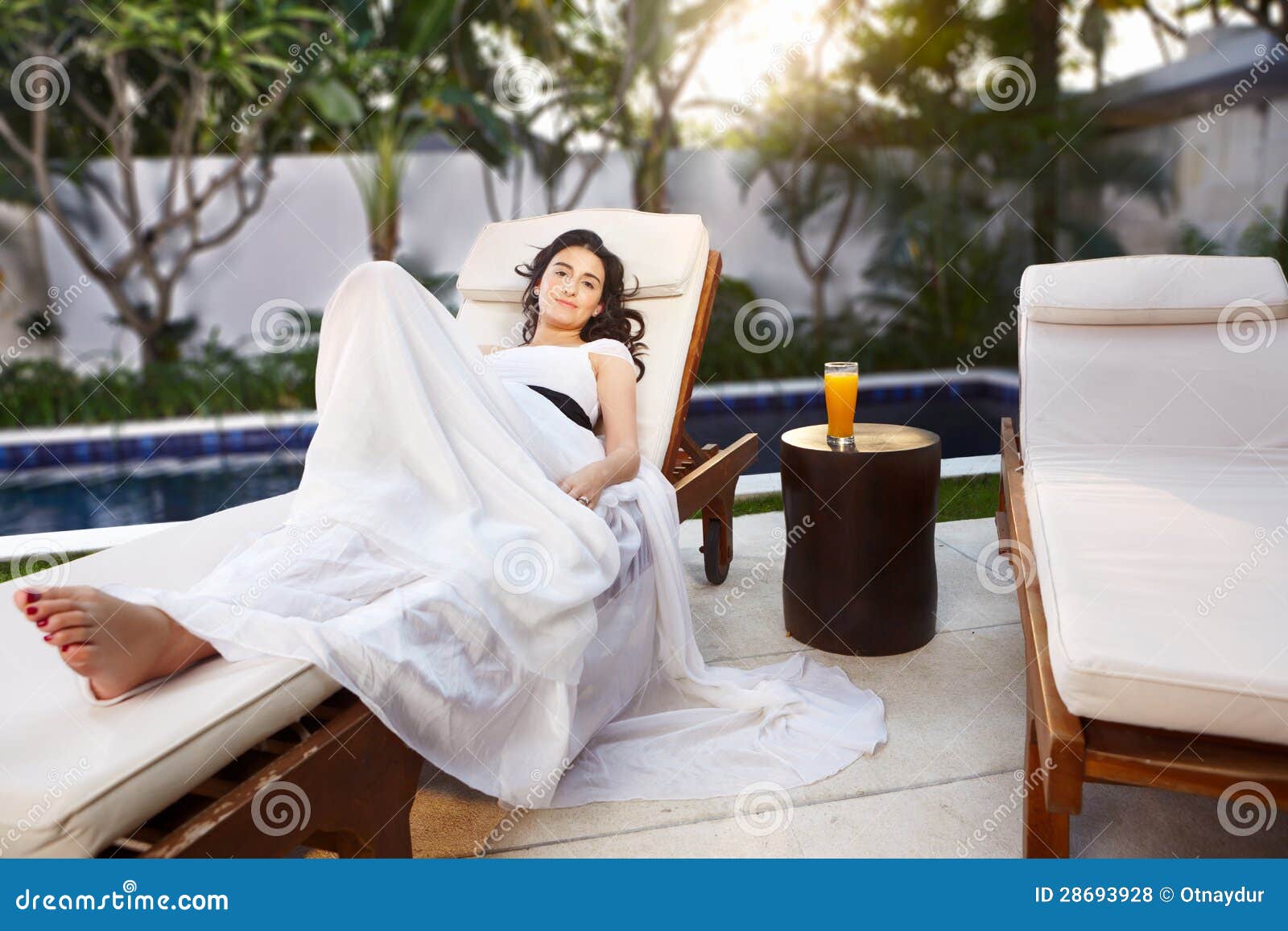 Relaxe foto de stock. Imagem de feriado, consideravelmente - 28693928