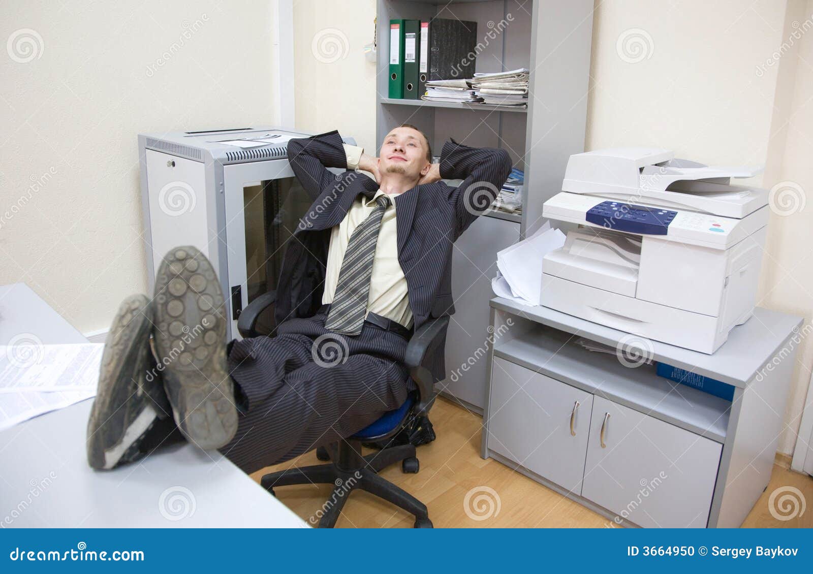 Relaxe Depois Que Trabalho Terminado Foto de Stock - Imagem de ...