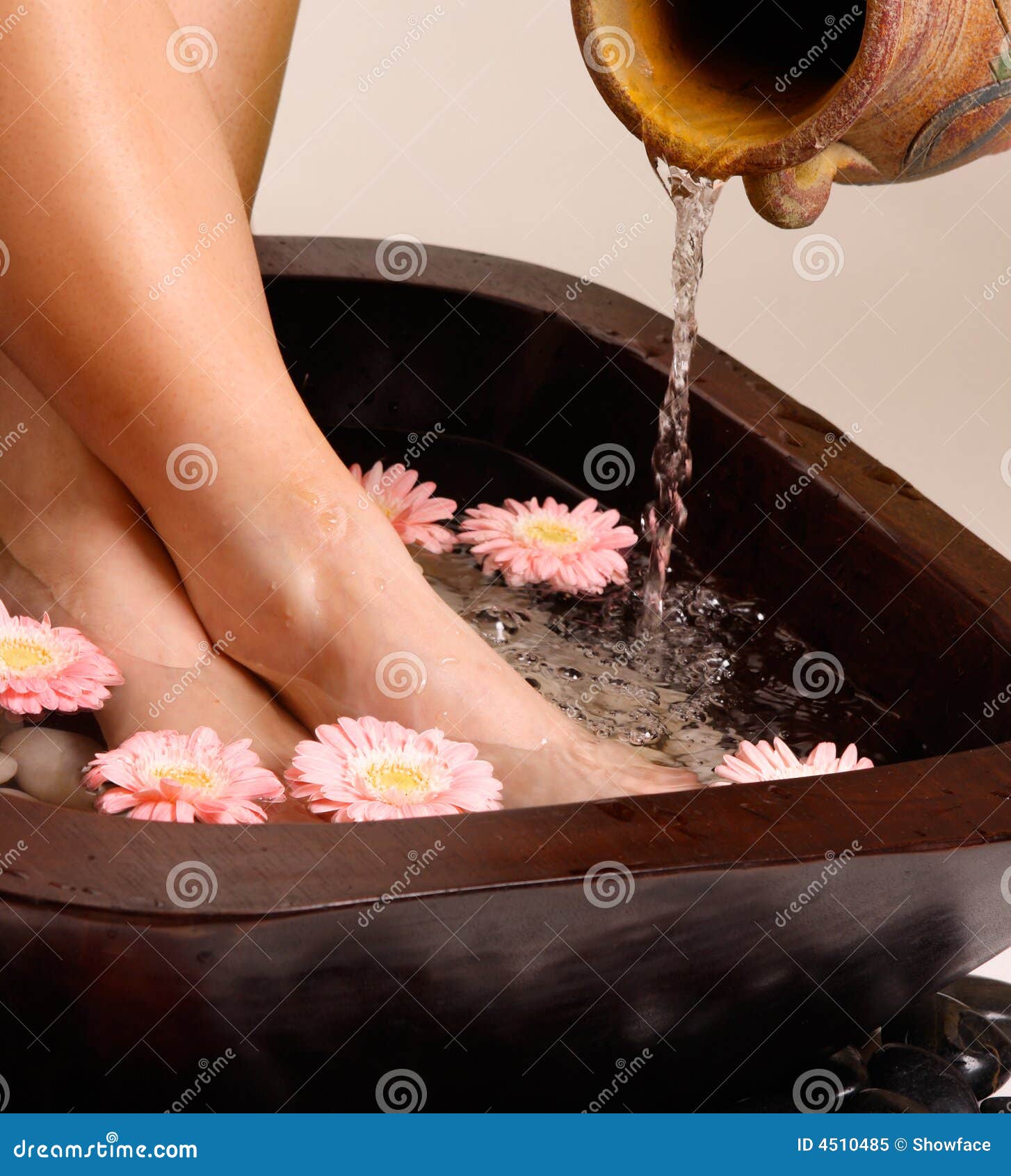 Relaxing pedispa stock image. Image of pedicure, femininity - 4510485
