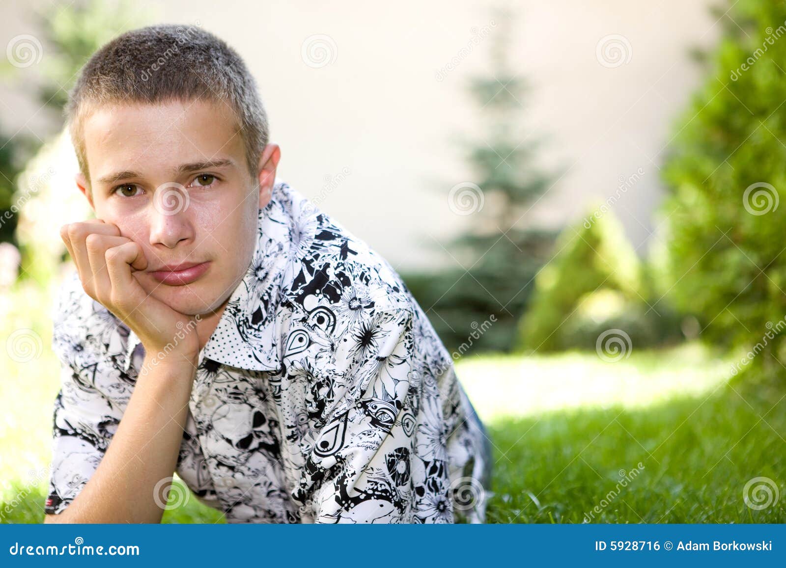 Relaxing teen stock photo. Image of beauty, summer, fashion - 5928716