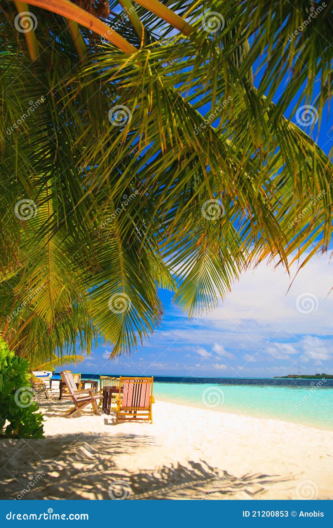 Relaxing on Tropical Paradise Stock Image - Image of shade, horizon ...