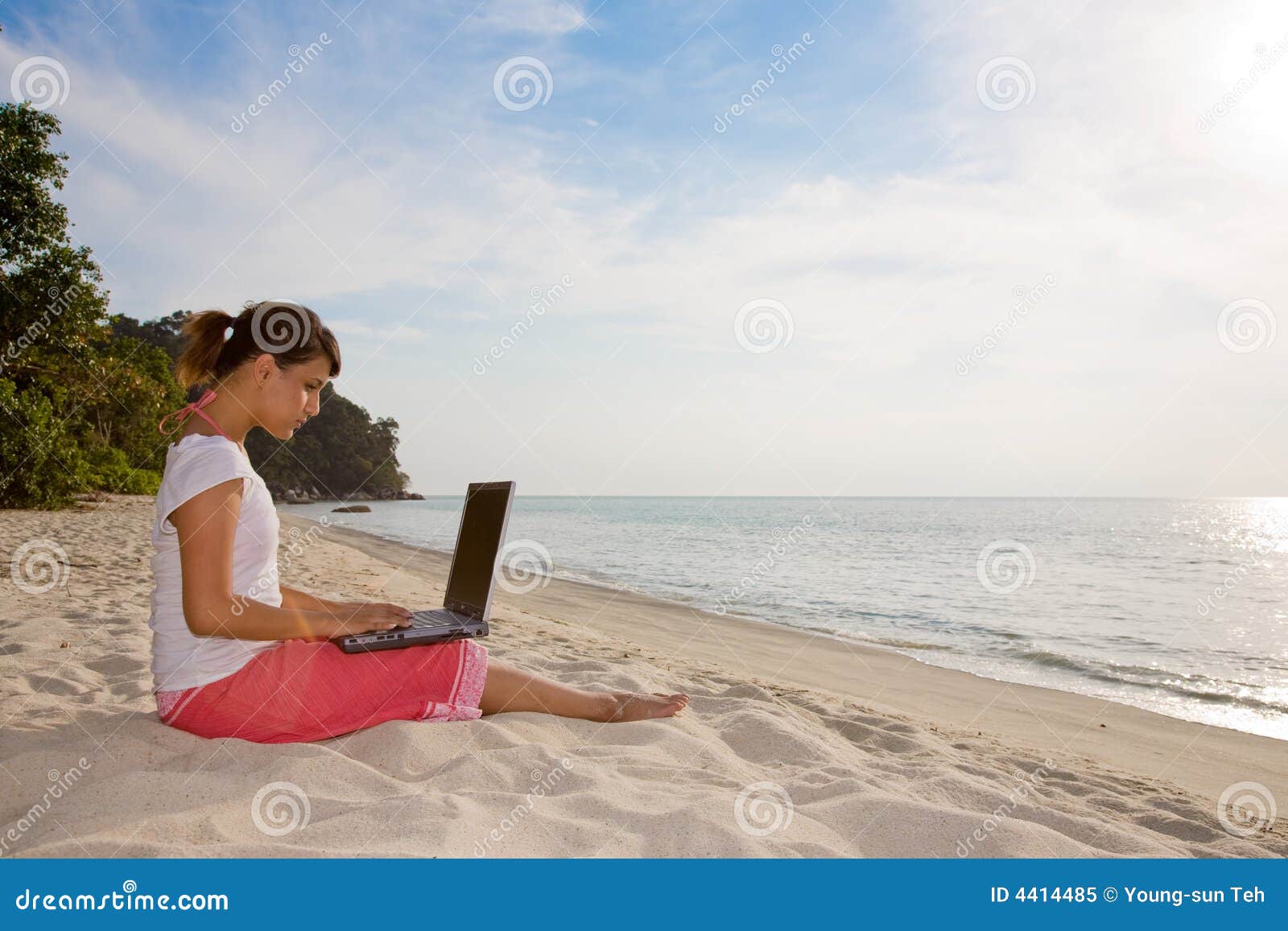 Relaxing and working stock image. Image of summer, tropical - 4414485