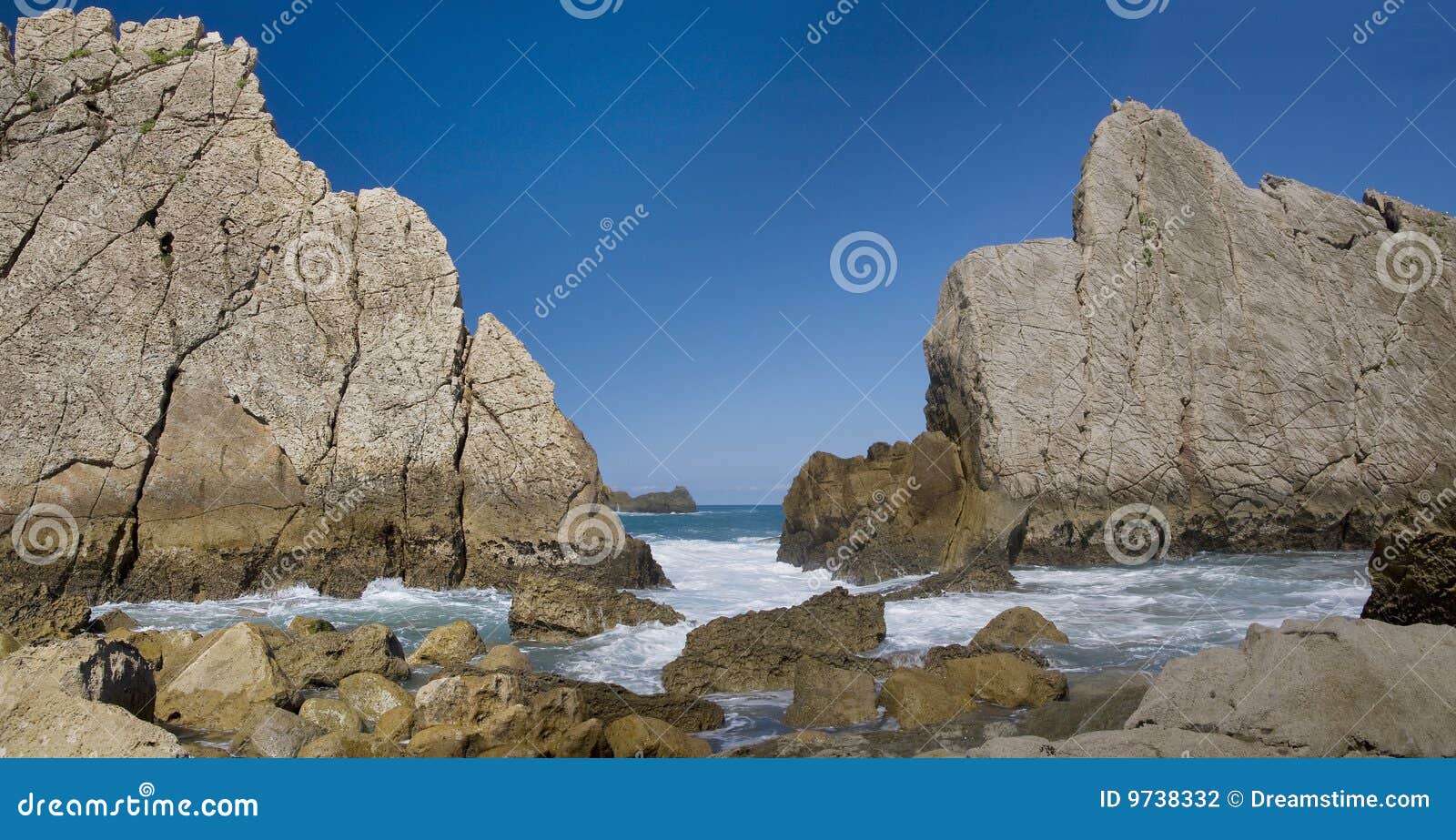 Relevo do litoral foto de stock. Imagem de litoral, relevo - 9738332