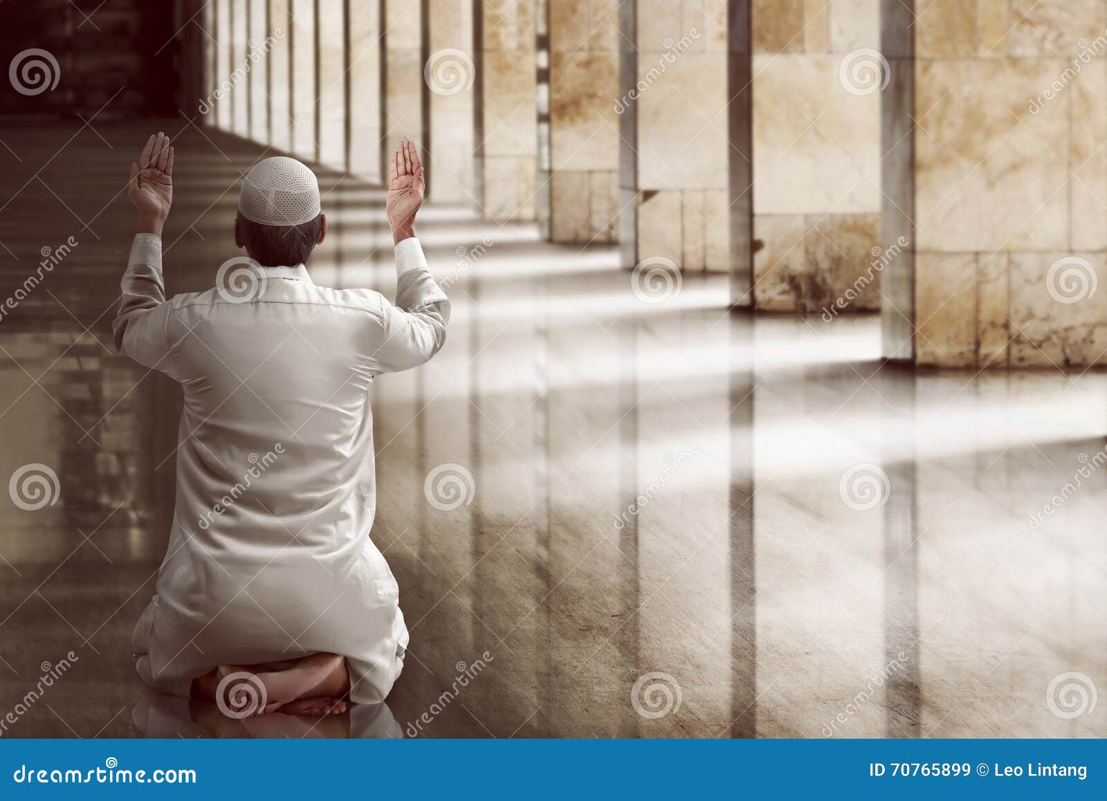 Religious Muslim Man Praying Stock Image - Image of quran, gesture ...