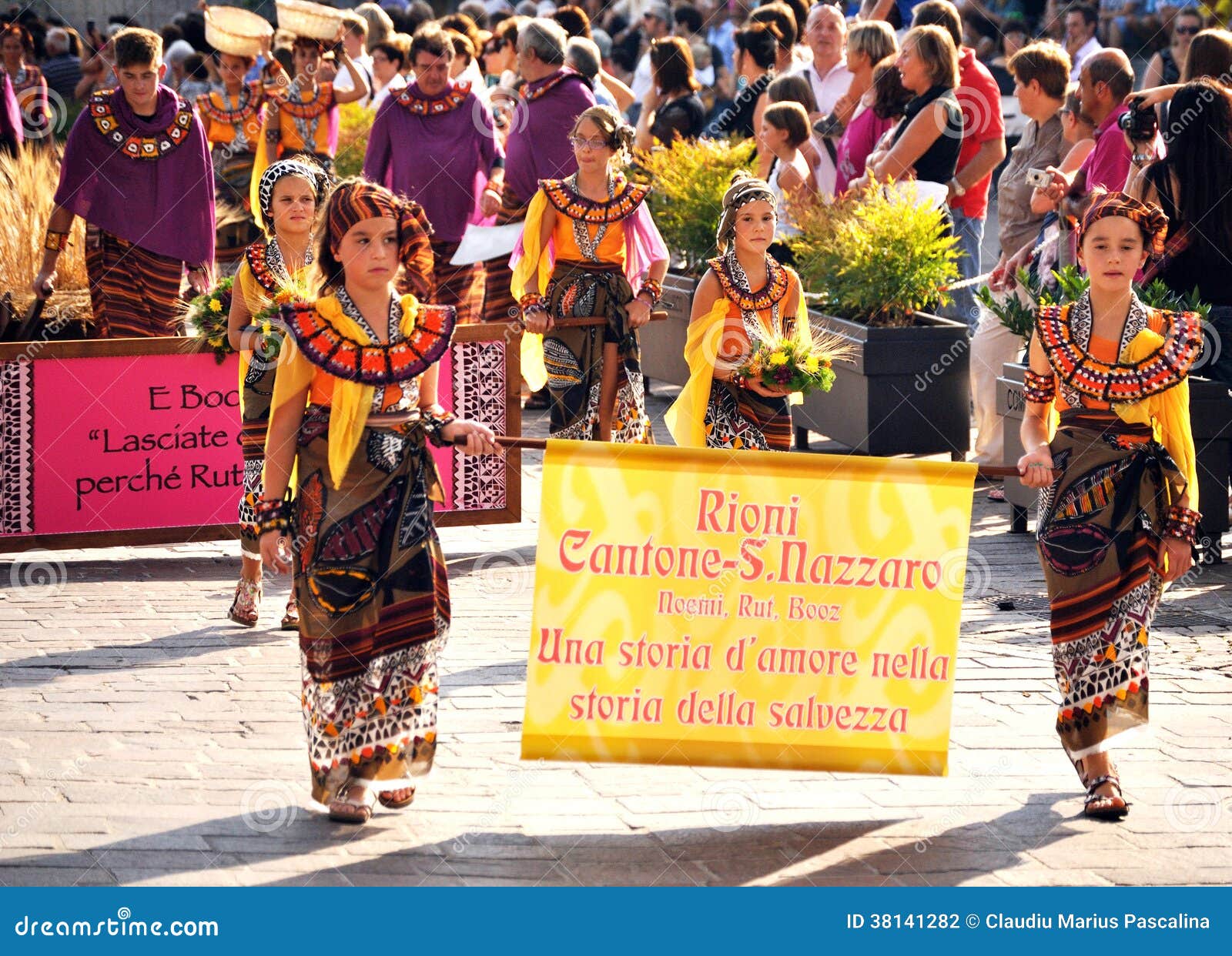 Religious parade in Italy editorial photography. Image of feast - 38141282