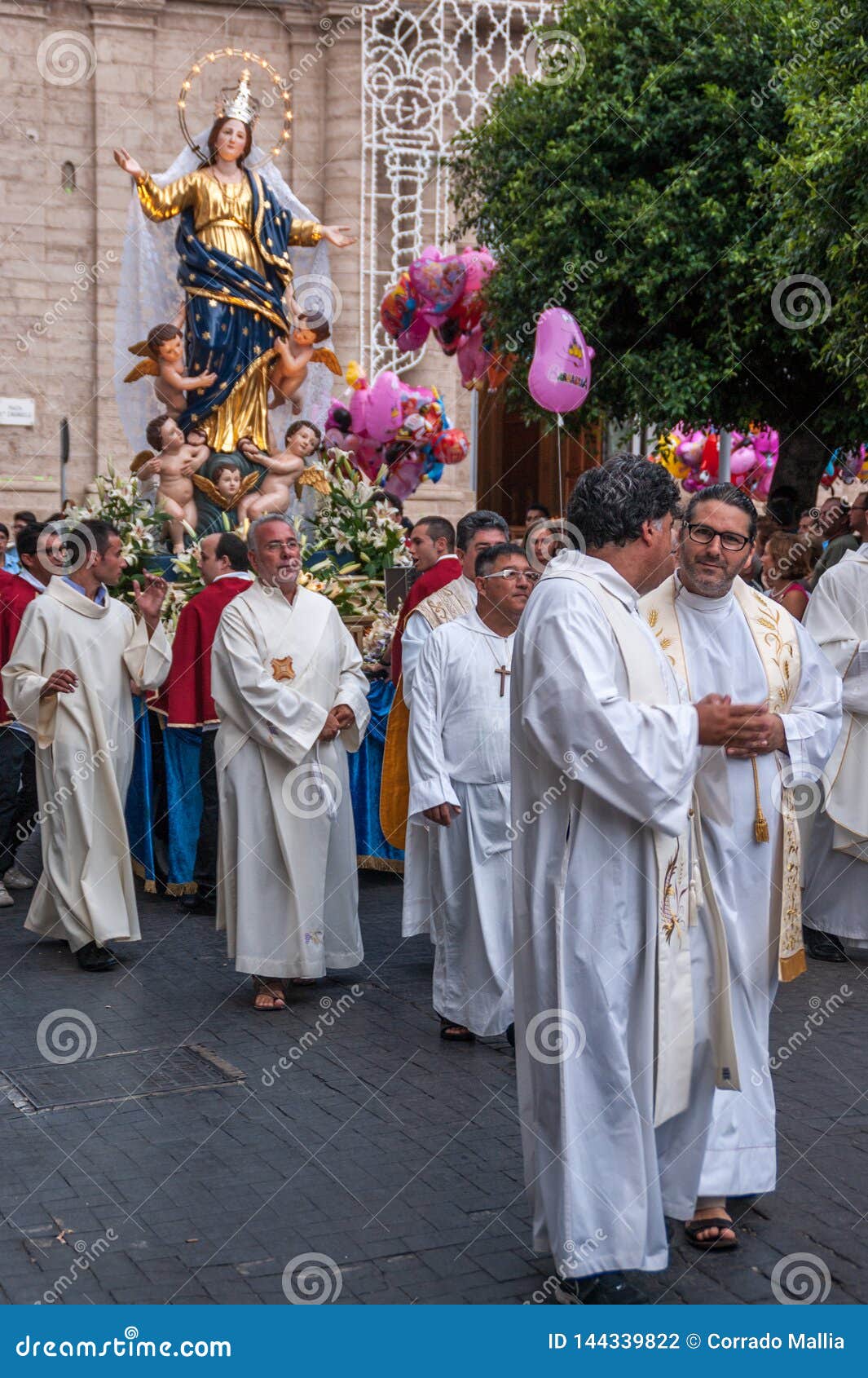 Religious Procession of the Virgin Mary Editorial Photography - Image ...