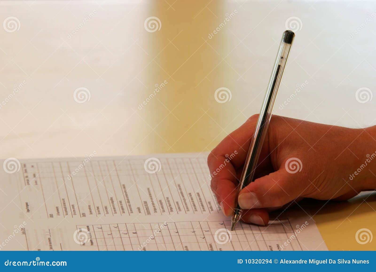 Rellenar un impreso foto de archivo. Imagen de tinta - 10320294