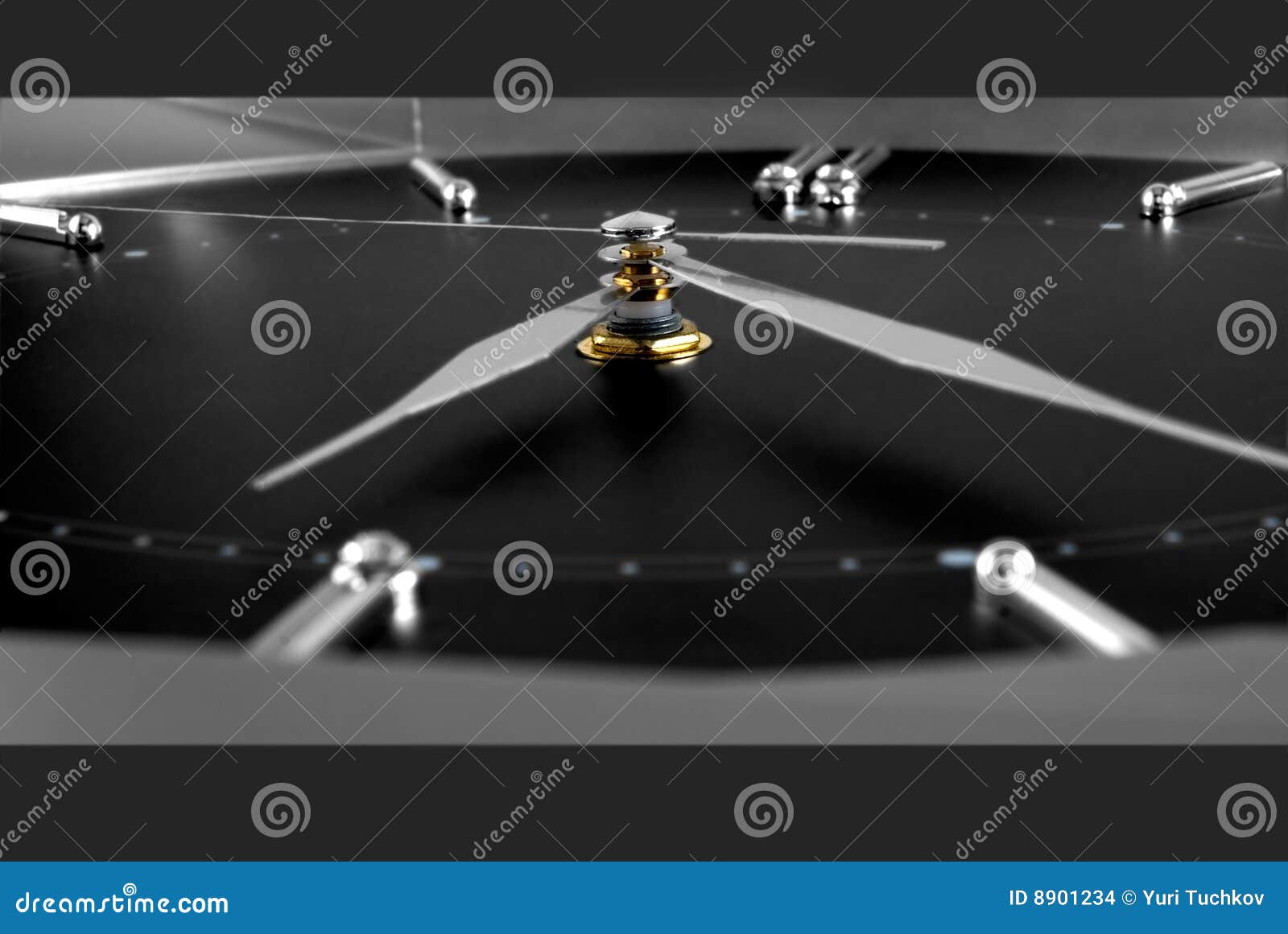 Reloj foto de archivo. Imagen de minuto, objeto, clockwise - 8901234