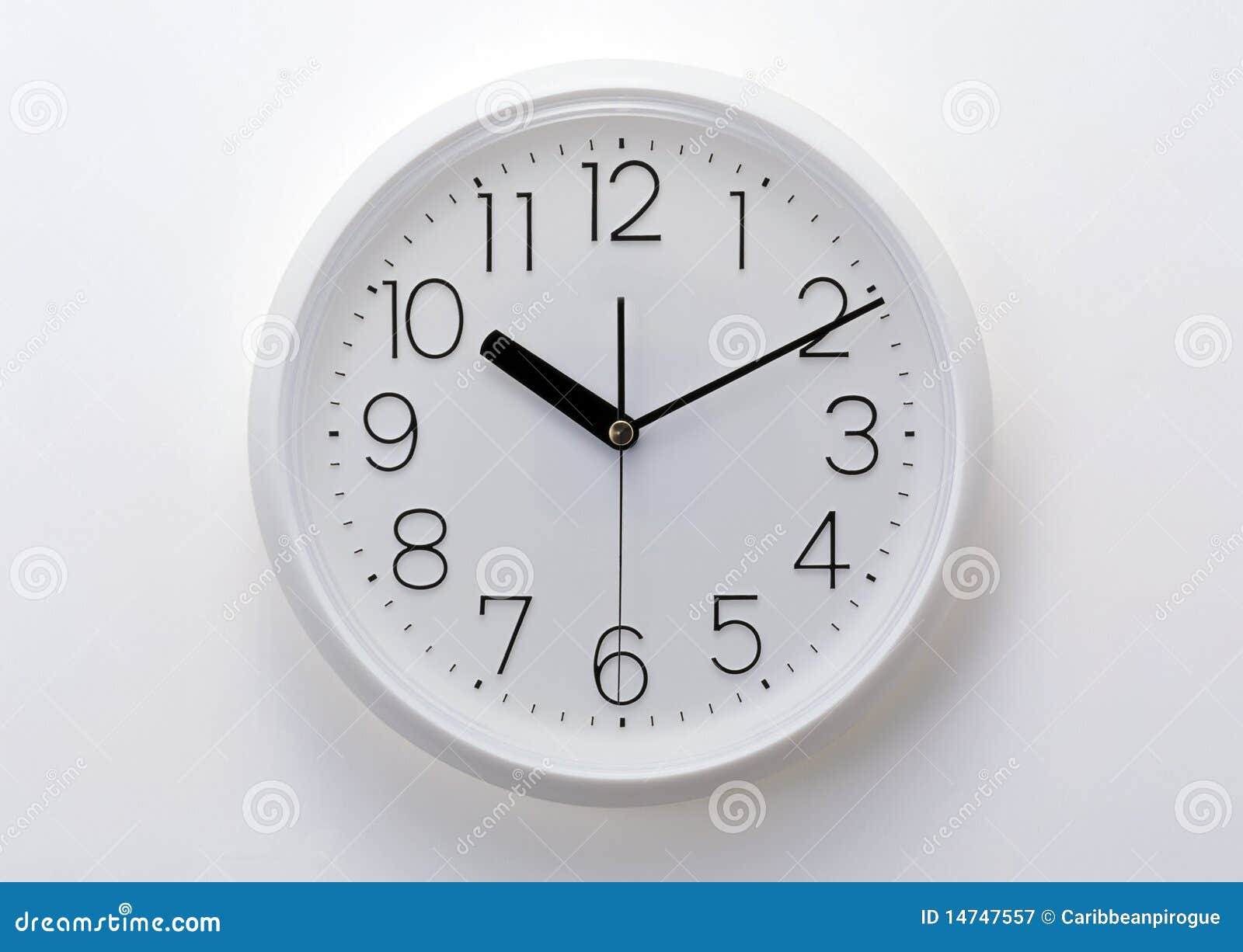 Reloj blanco imagen de archivo. Imagen de night, moment - 14747557
