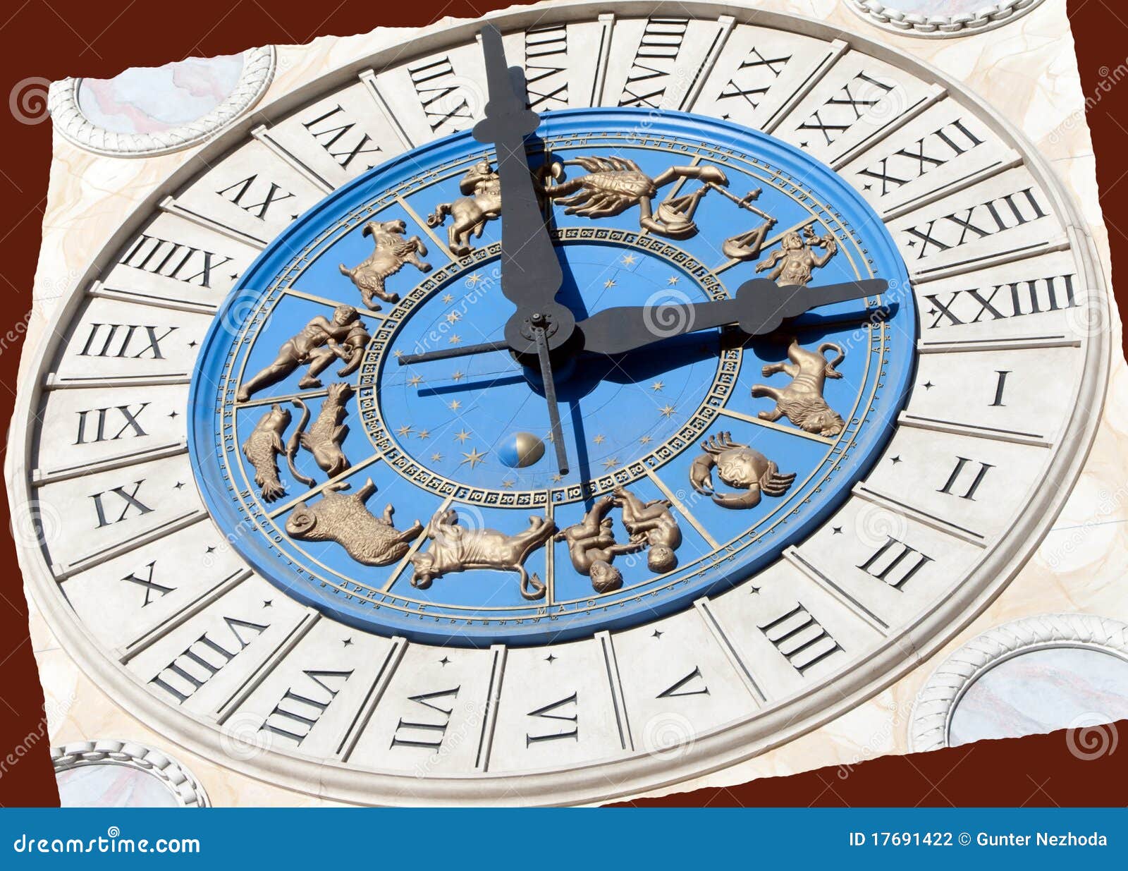 Reloj romano del zodiaco foto de archivo. Imagen de europa - 17691422