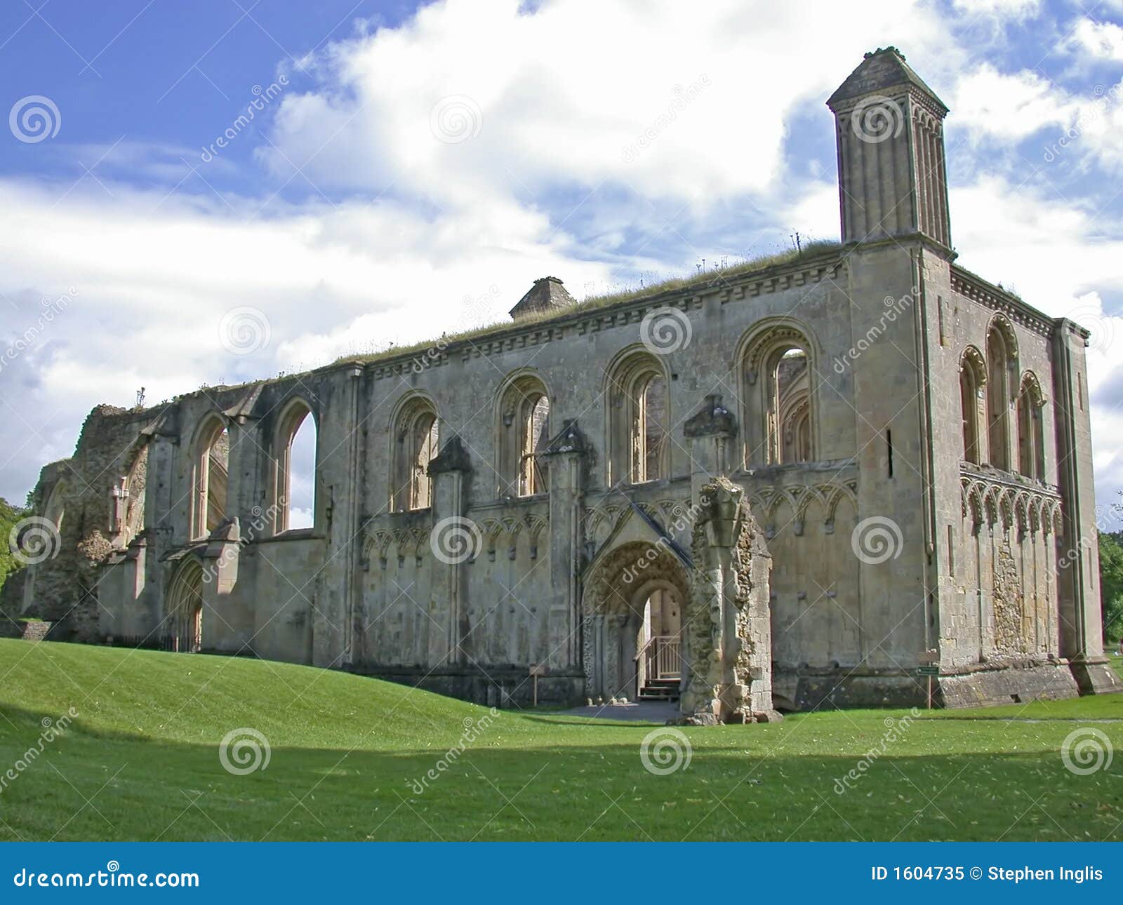 Remains of English abbey stock image. Image of england - 1604735