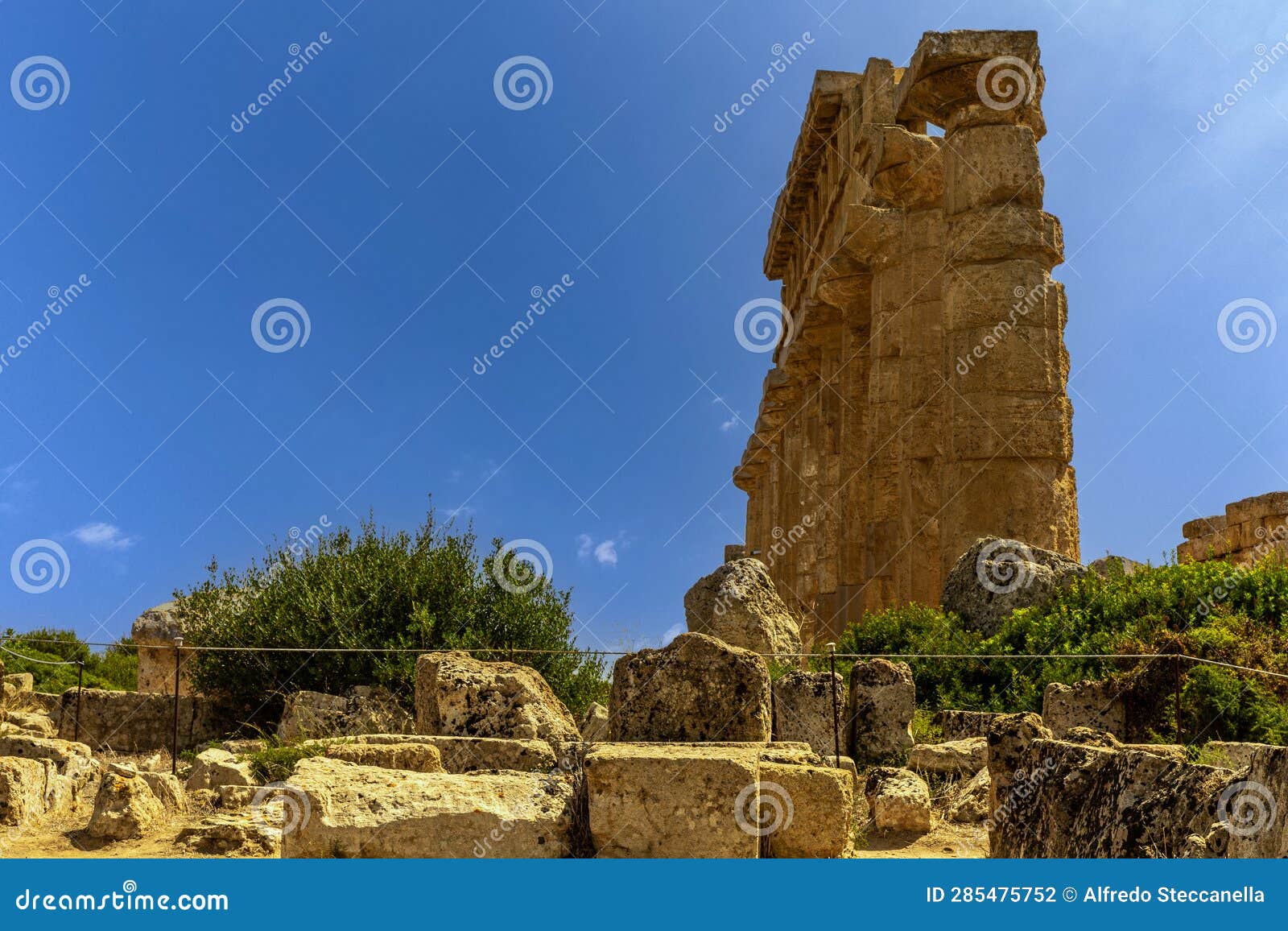 Remains of Greek temples stock photo. Image of mountain - 285475752