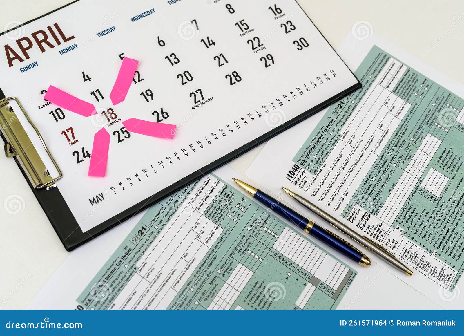 Remember an Important Date in April when Filing a Tax Return. Editorial ...
