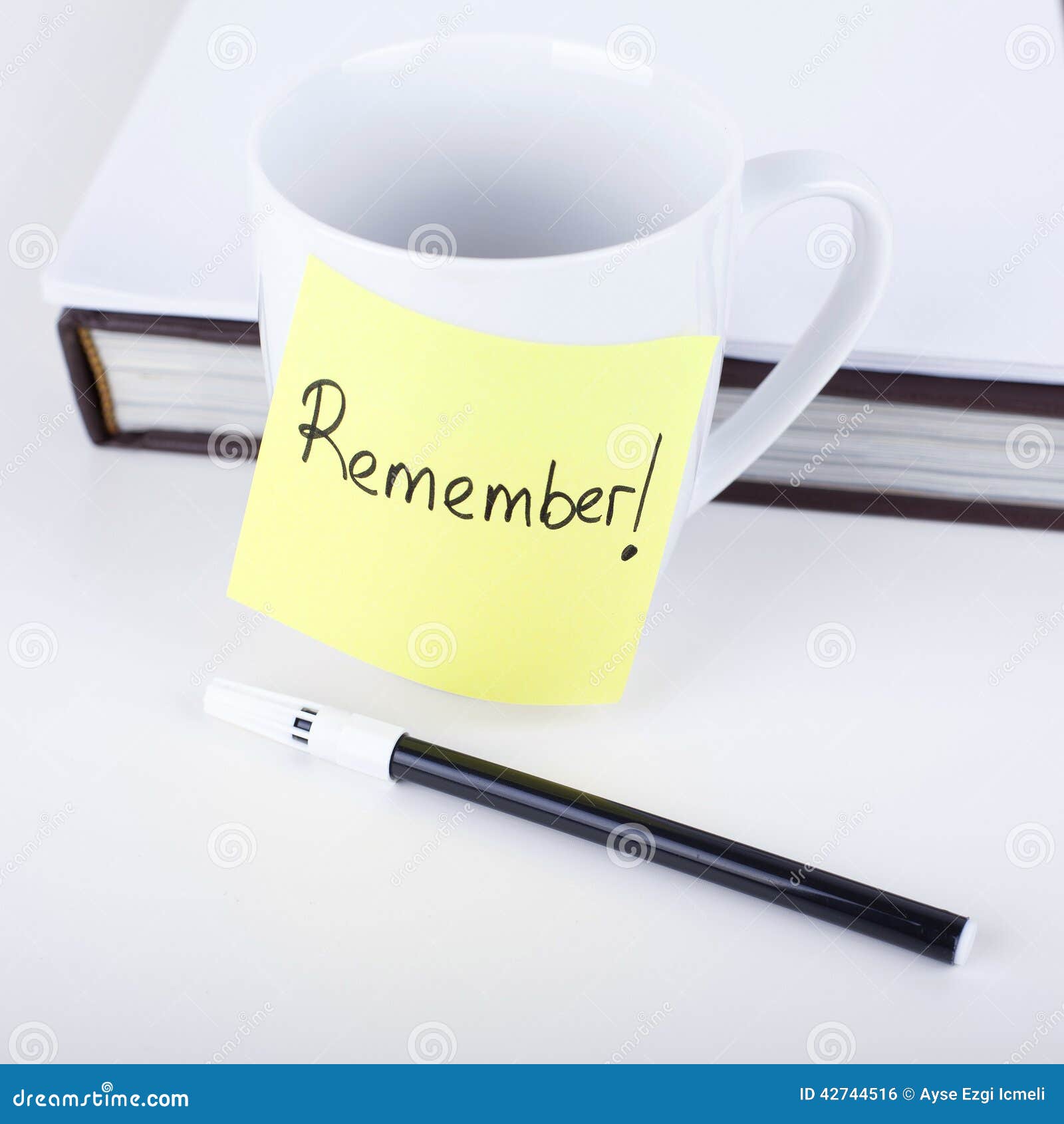 REMEMBER NOTE stock photo. Image of coffee, copyspace - 42744516