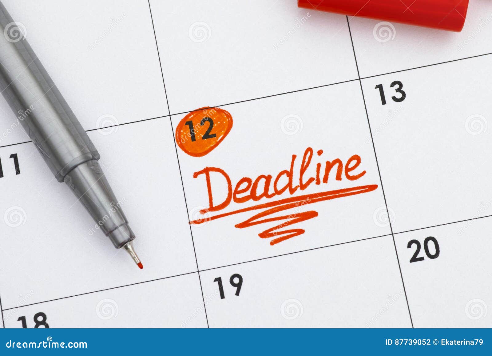 Reminder Deadline in Calendar with Pen Stock Photo - Image of painting ...