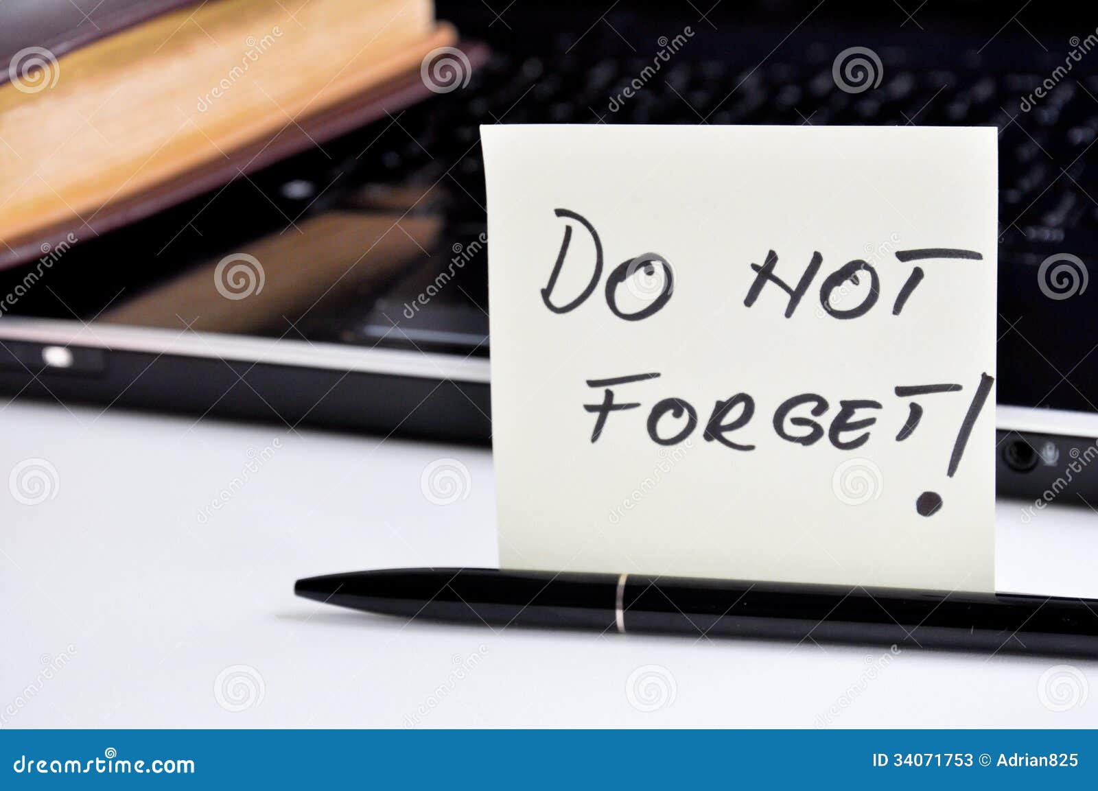 Reminder Not To Forget Post Card Stock Image - Image of dont, message ...