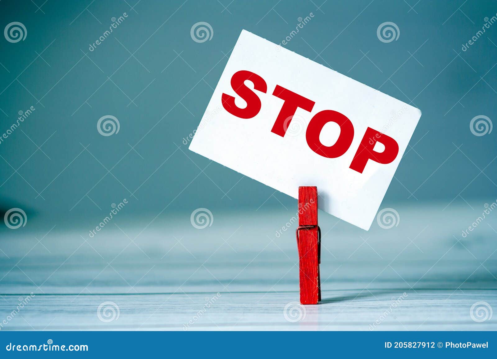 Reminder Sticky Note with Clothes Pin on Table. Sticky Note with Word ...