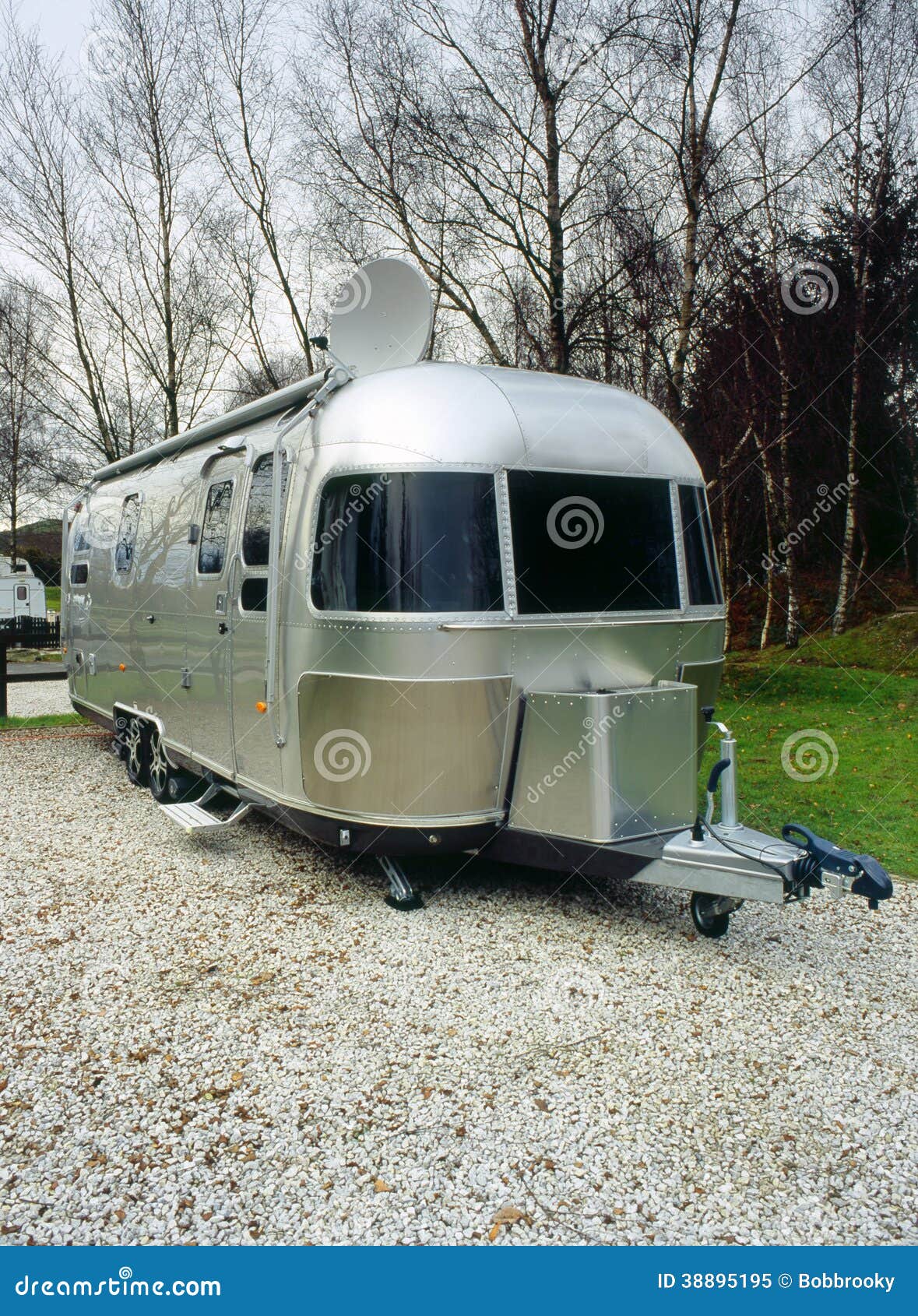 Remolque Que Acampa Americano Retro Imagen de archivo - Imagen de ...