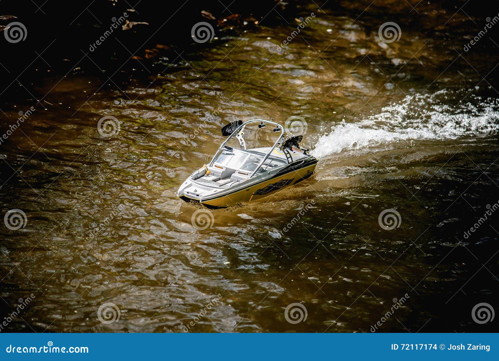 Remote Control Speedboat in Water Stock Photo - Image of power, radio ...