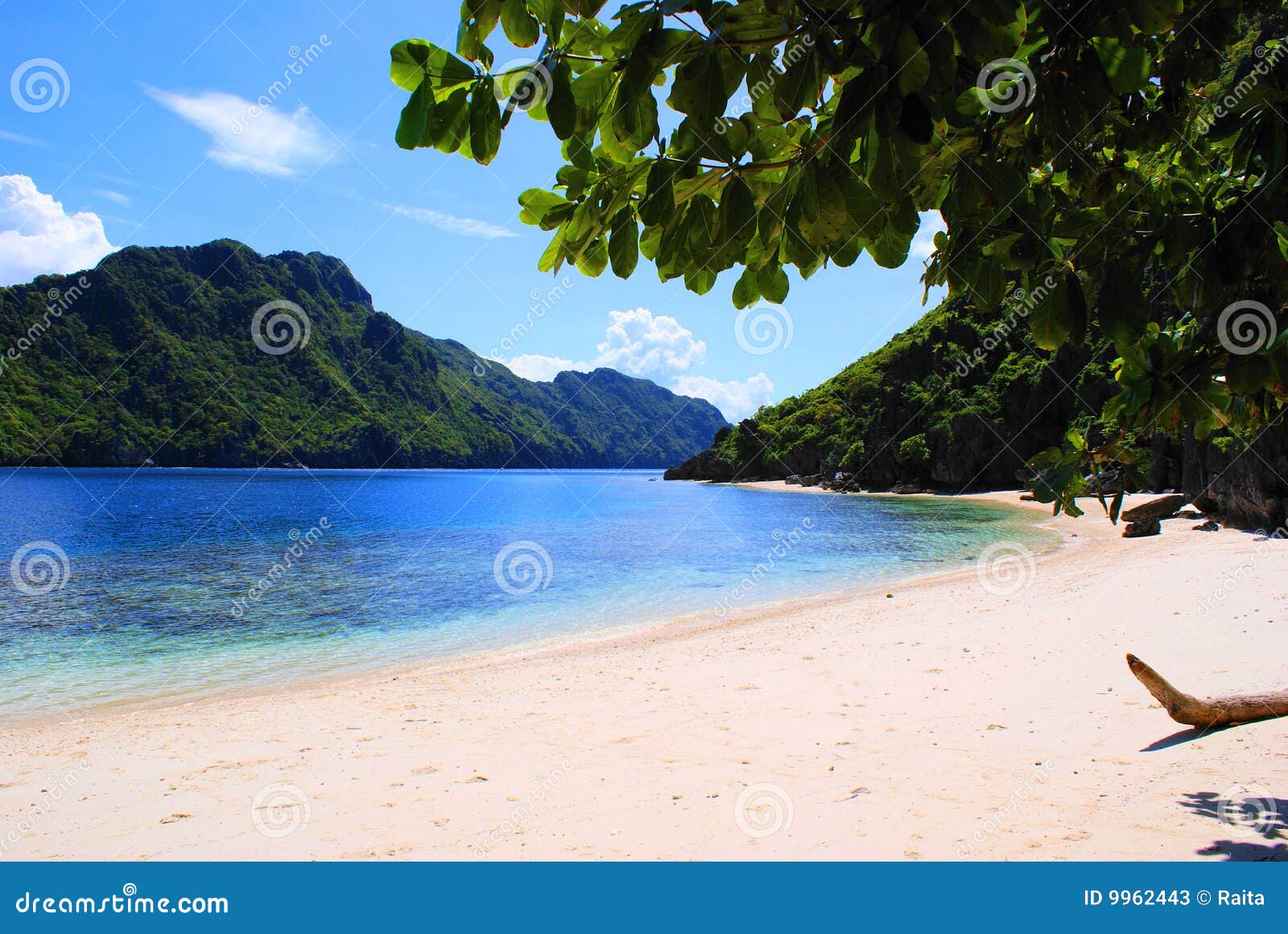 Remote paradise beach stock image. Image of getaway, sand - 9962443
