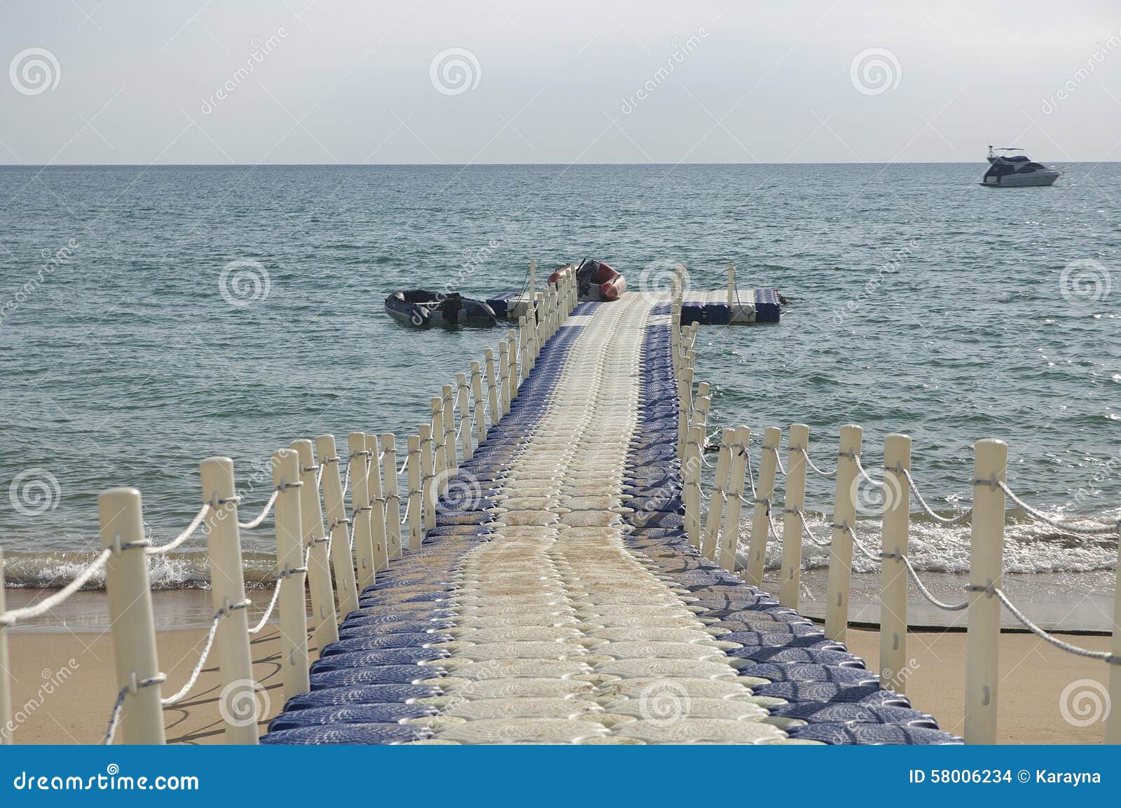Removable Jetty for Small Ships Stock Photo - Image of ships, gray ...