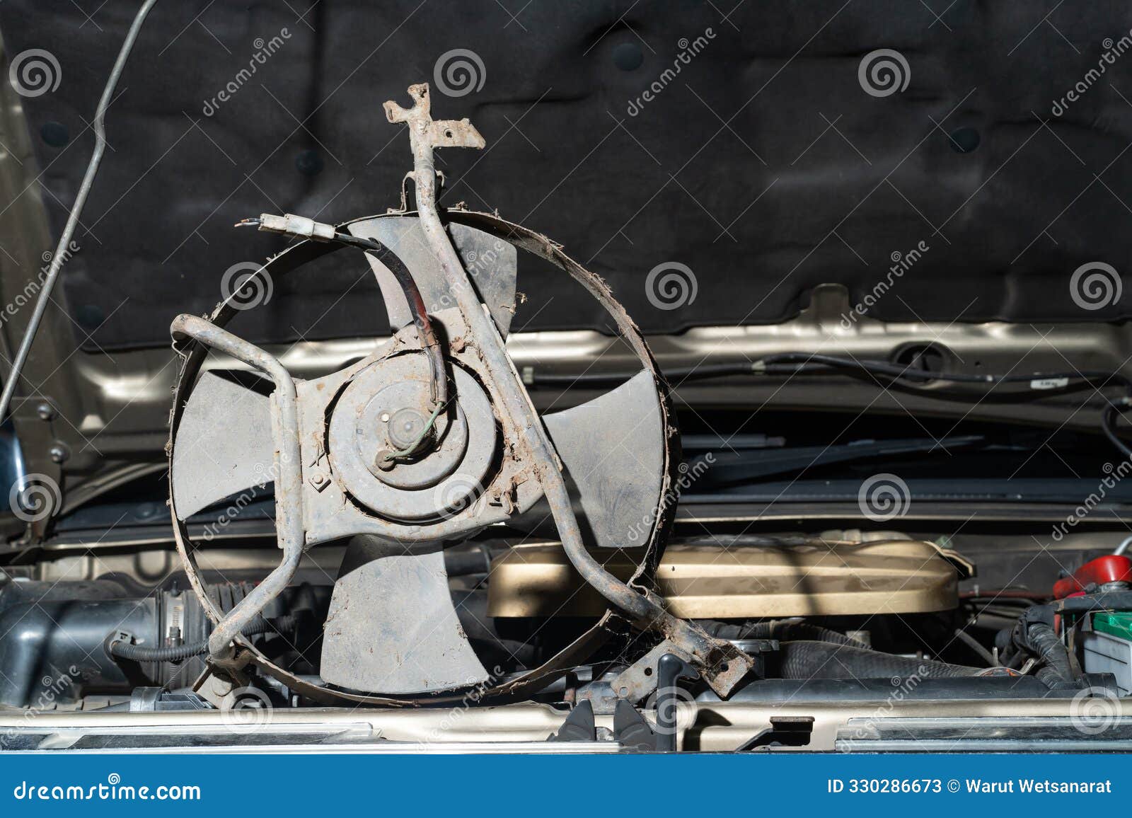 Remove the Old Engine Fan,Old Coolant Fan,coolant Repair Stock Image ...