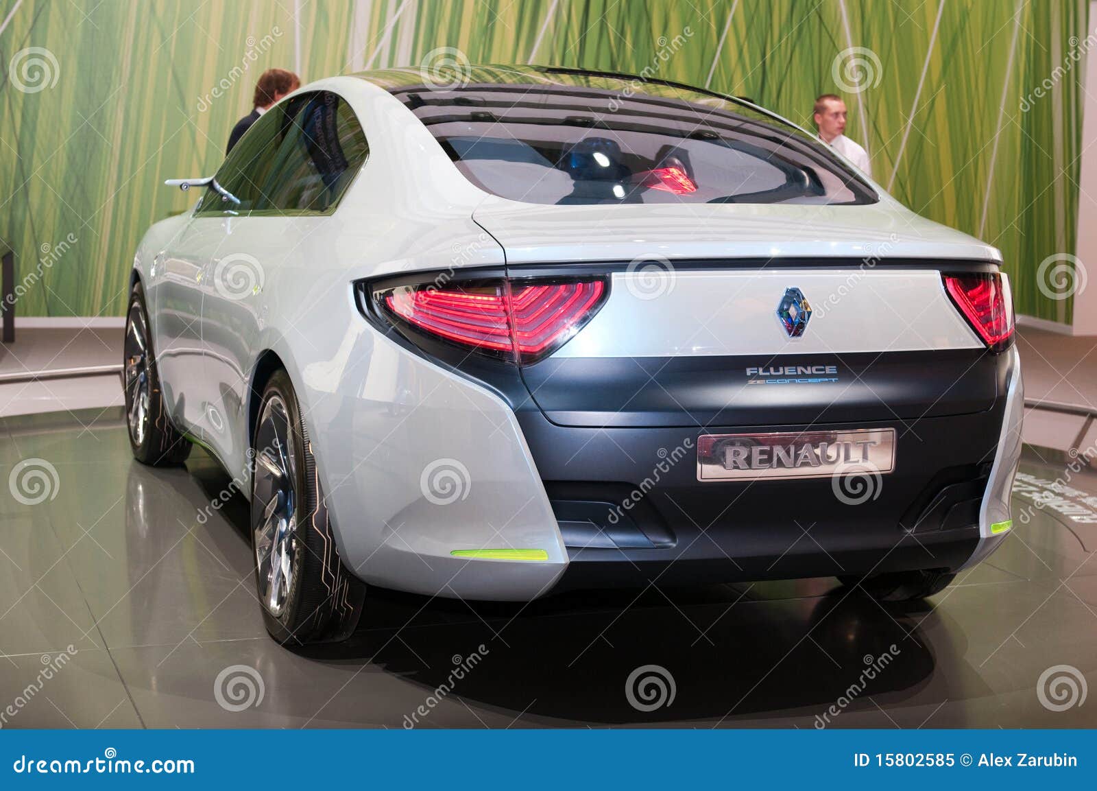 Renault Fluence VE Concept Car Editorial Image - Image of demonstration ...
