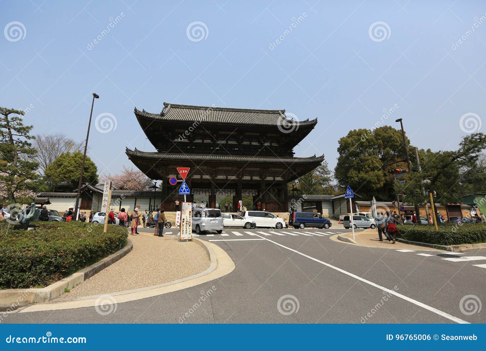 Renge-ji Temple editorial photo. Image of plants, japan - 96765006