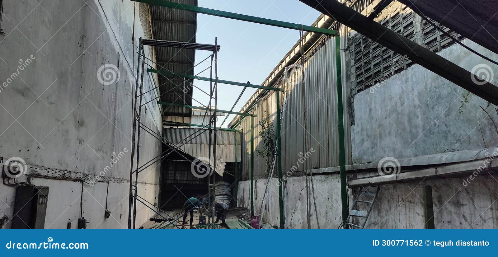 Renovation the Back Side of Warehouse Stock Photo - Image of warehouse ...