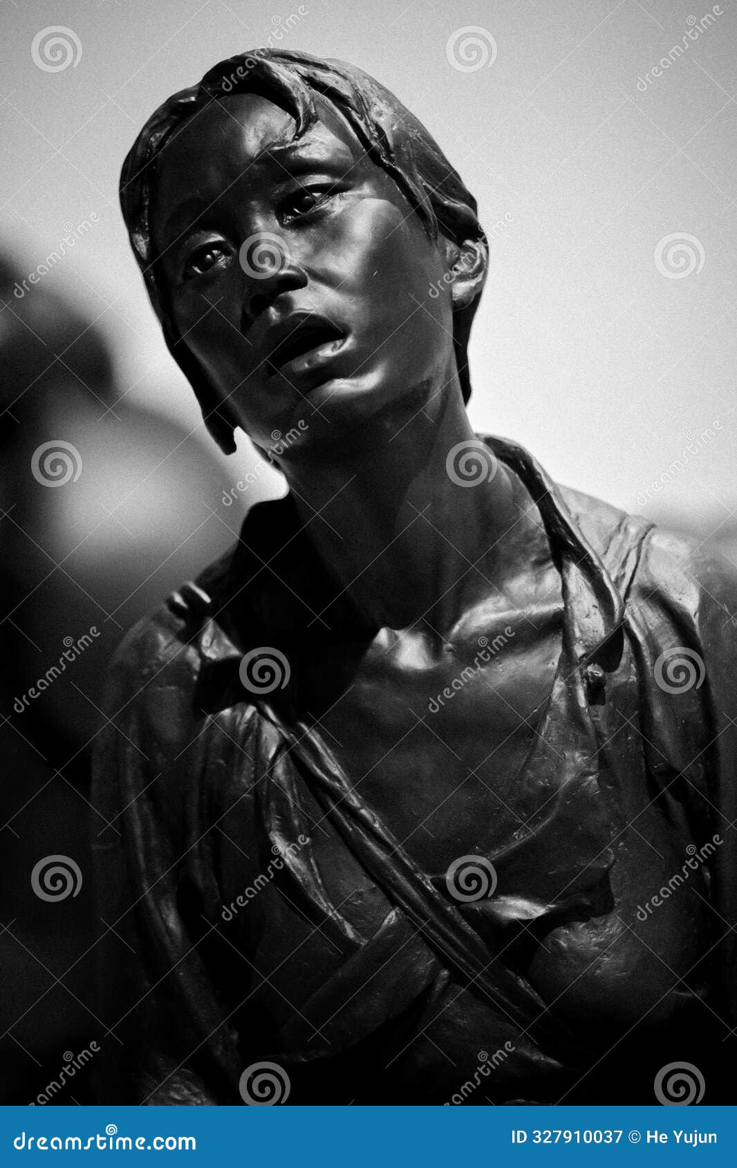 Bronze Sculpture- the Rent Collection Courtyard Editorial Photography ...