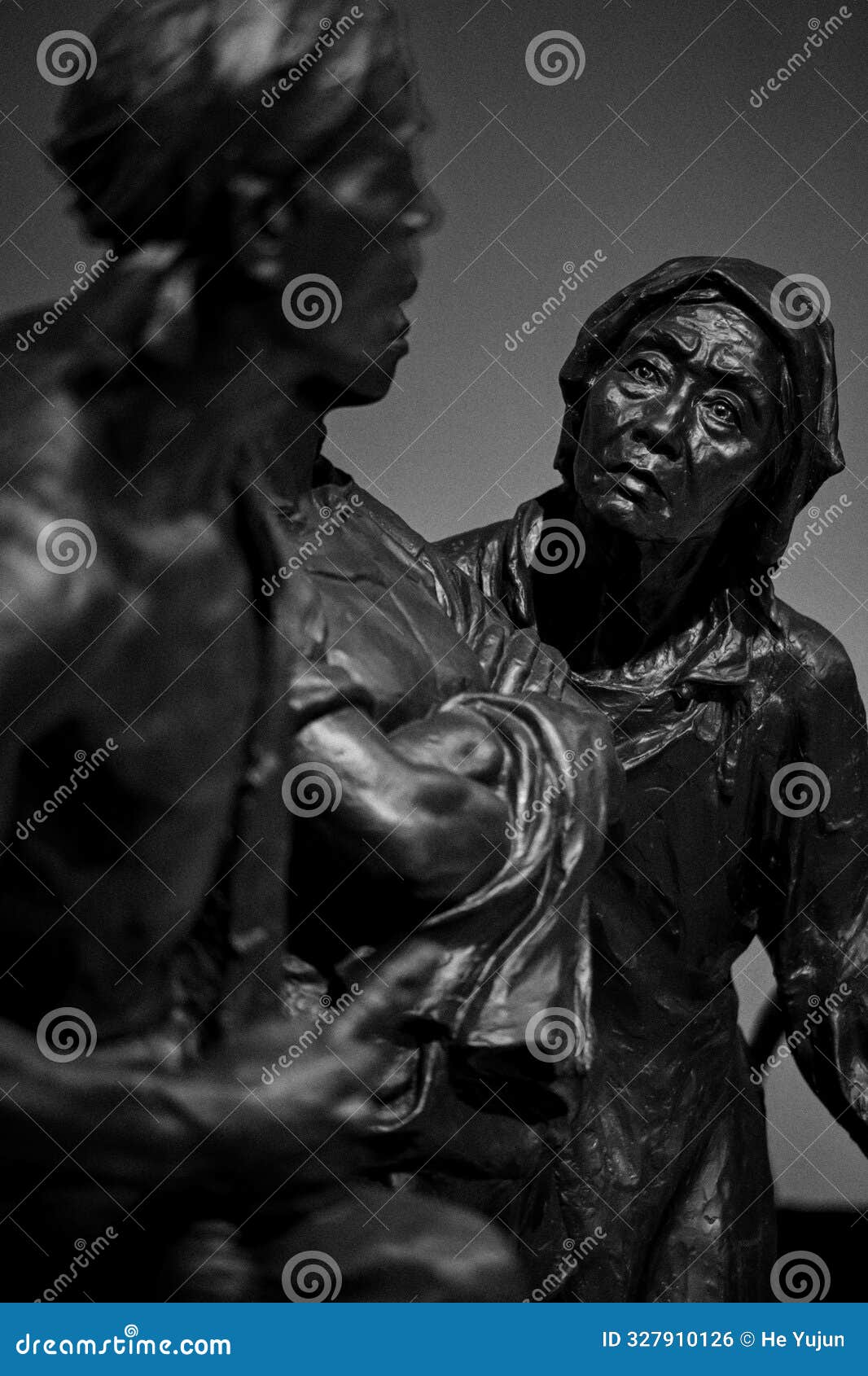 Bronze Sculpture- the Rent Collection Courtyard Editorial Photo - Image ...