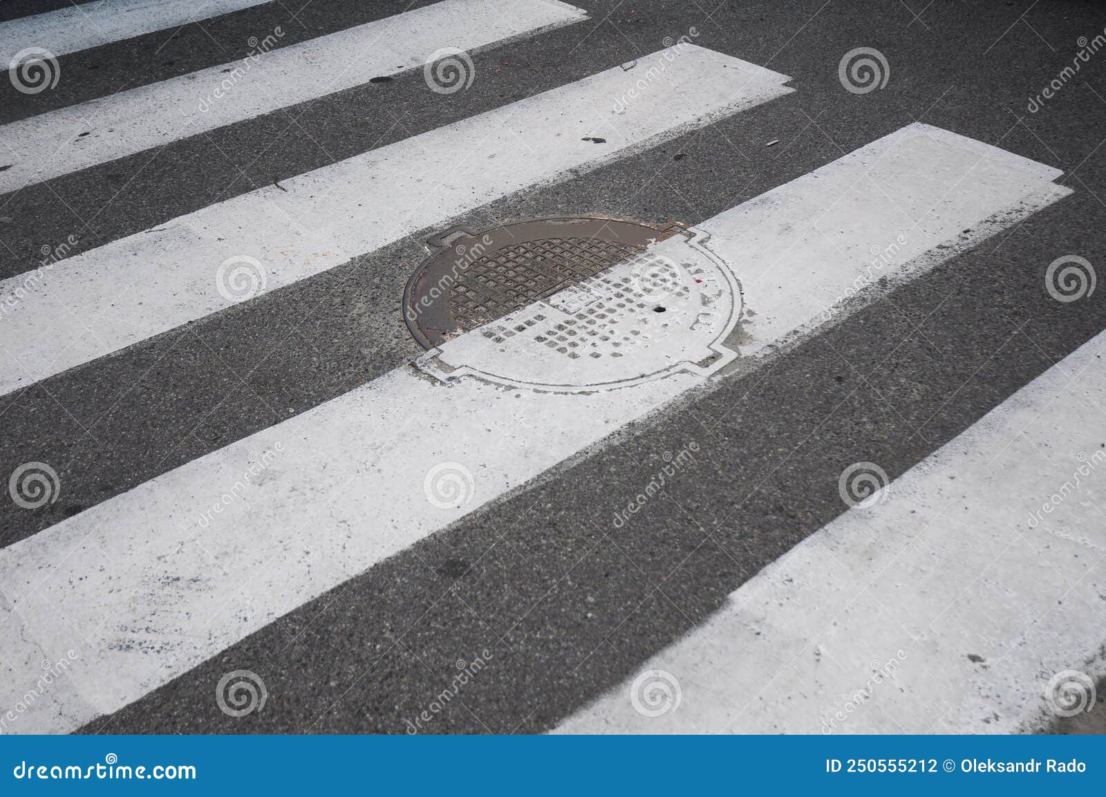 Manhole With Zebra Crossing Marking Royalty-Free Stock Photography ...